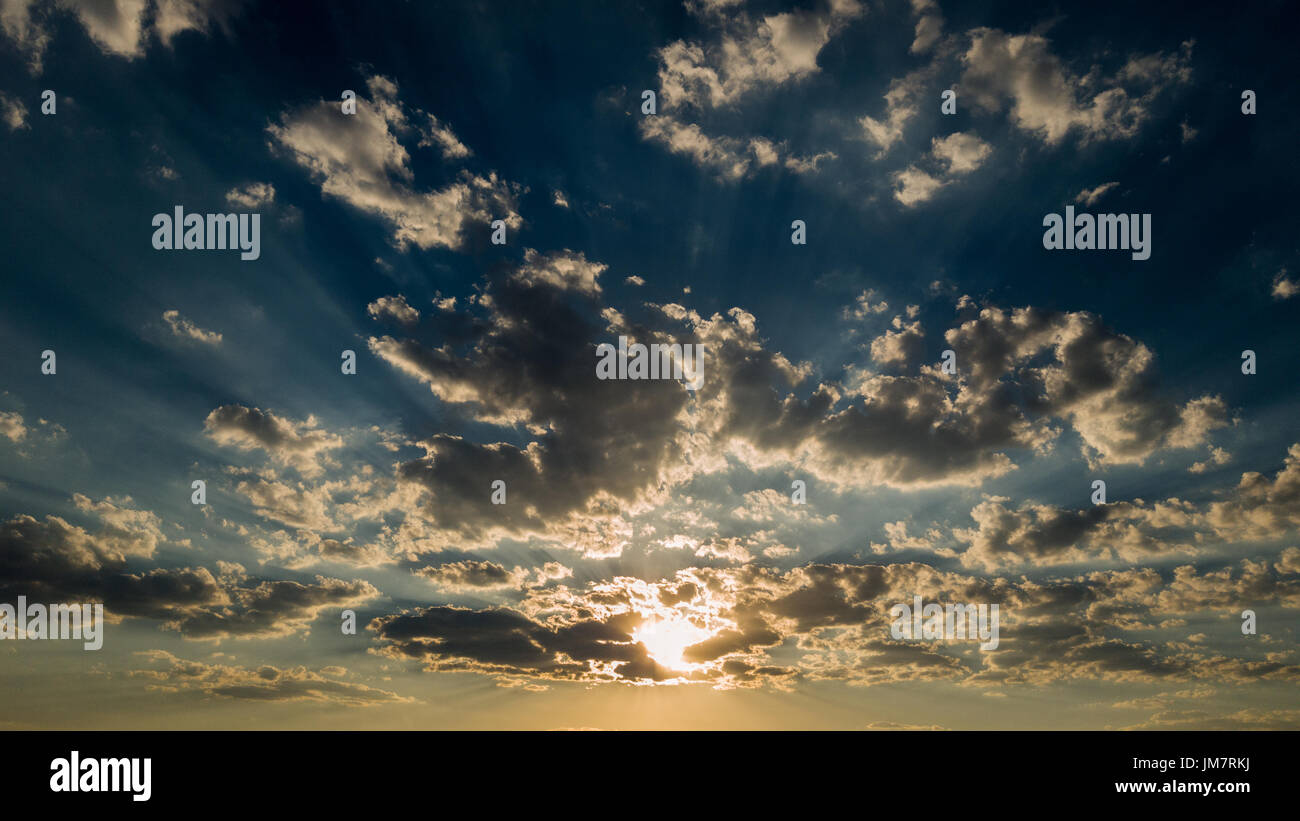 Nubes de tormenta -Fotos und -Bildmaterial in hoher Auflösung – Alamy