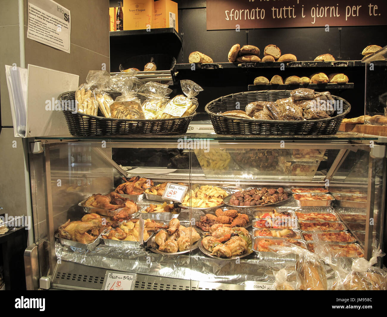 Rosetta pizza -Fotos und -Bildmaterial in hoher Auflösung – Alamy