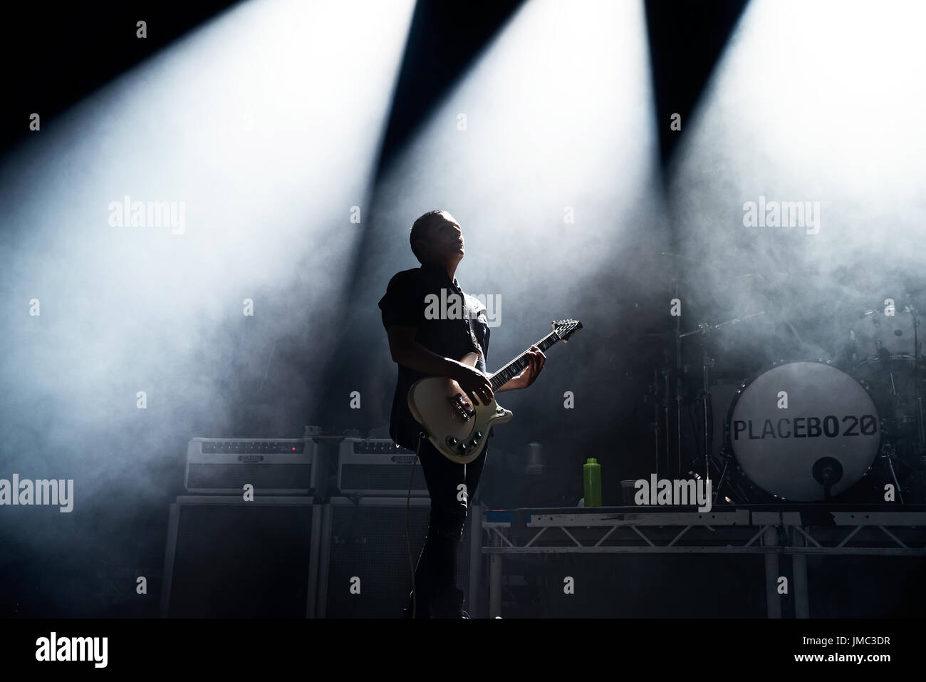 Alternative rockmusik -Fotos und -Bildmaterial in hoher Auflösung – Alamy