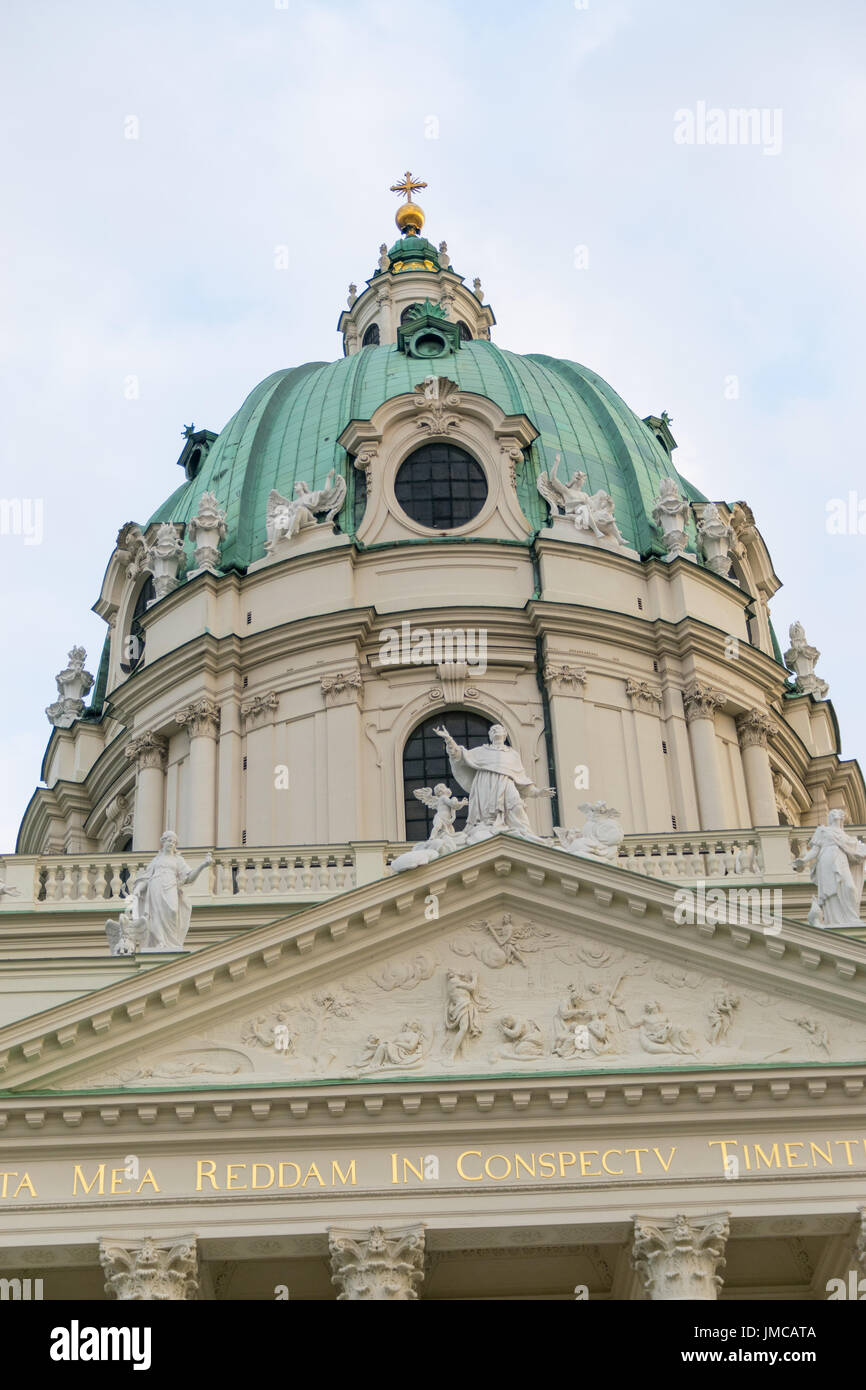Vienna karlskirche -Fotos und -Bildmaterial in hoher Auflösung – Alamy