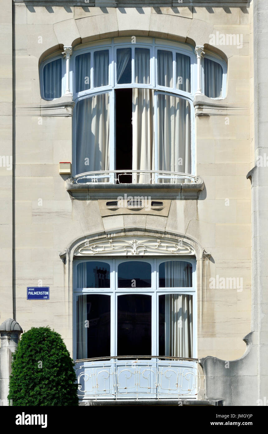 Jugendstil fenster -Fotos und -Bildmaterial in hoher Auflösung – Alamy