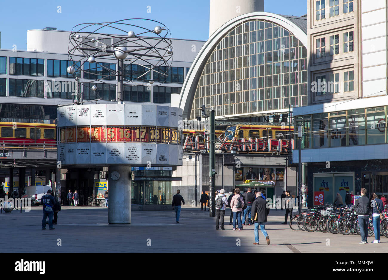 Der alexanderplatz -Fotos und -Bildmaterial in hoher Auflösung – Alamy