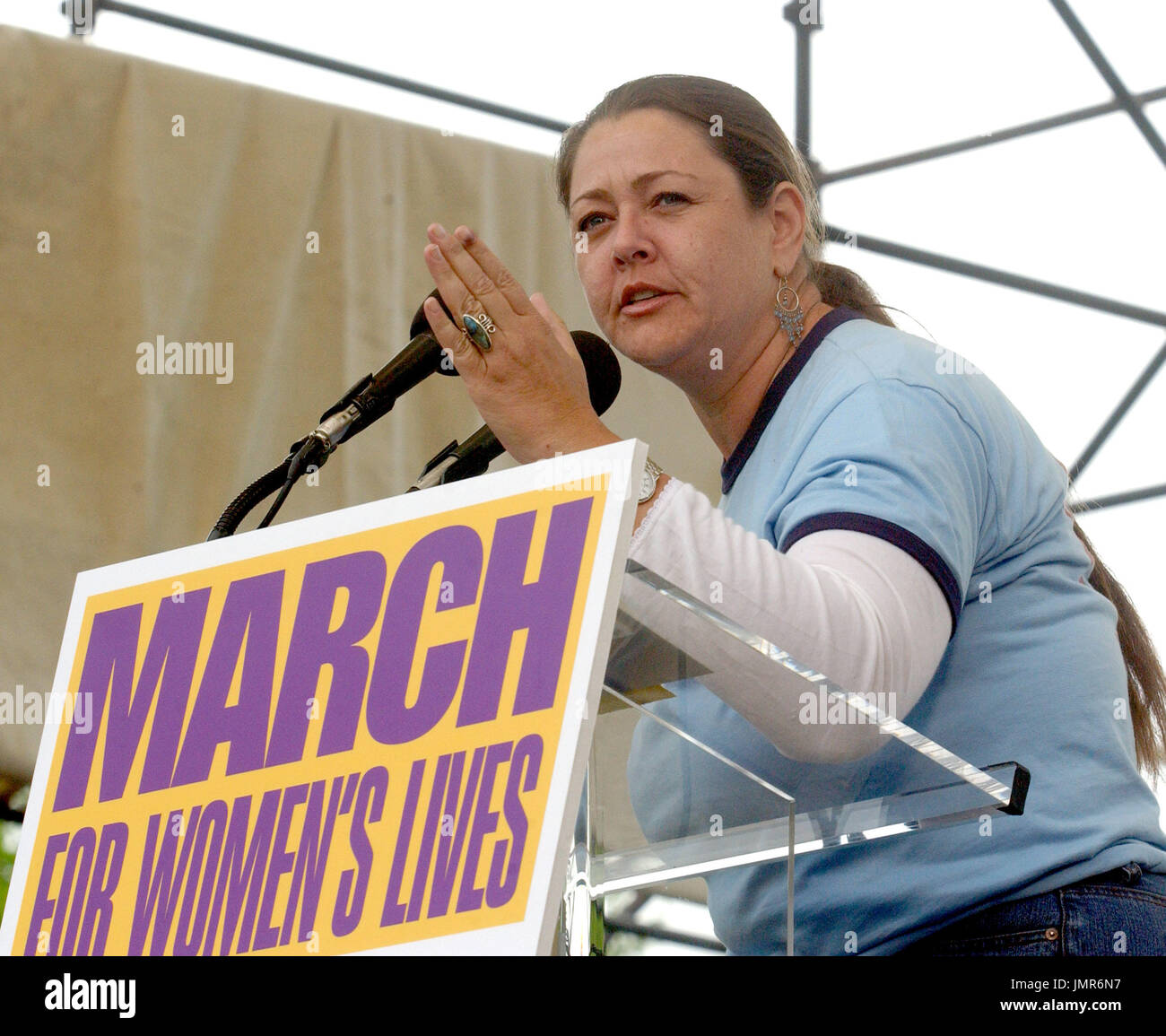 Washington, DC - 25. April 2004--Schauspielerin Camryn Manheim spricht ...