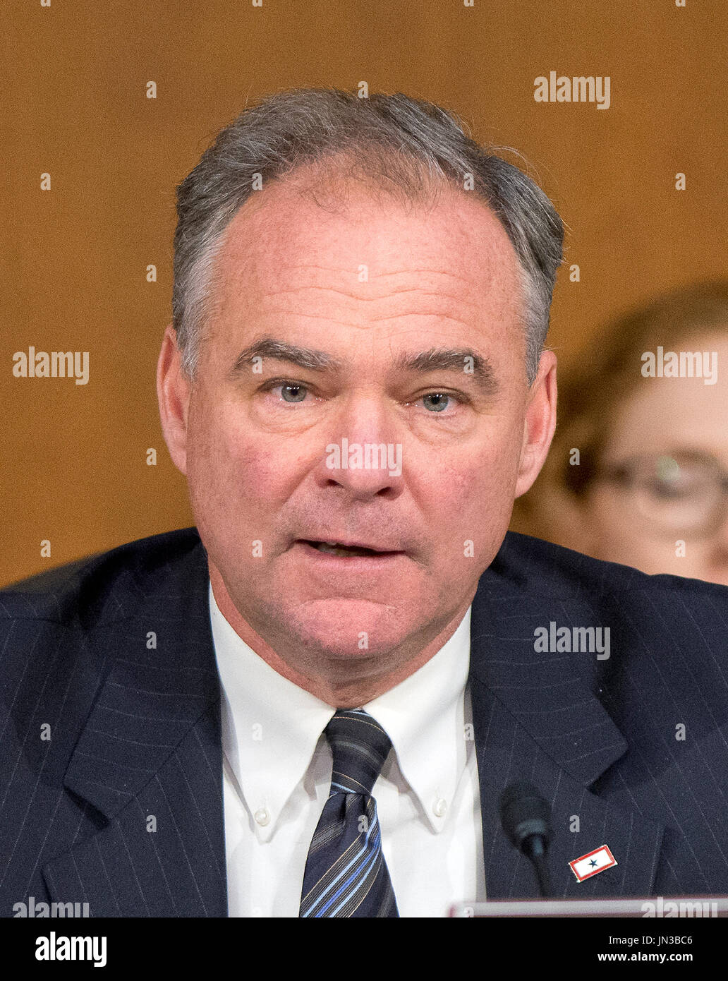 Vereinigte Staaten Senator Tim Kaine (Demokrat von Virginia) Anfragen ...