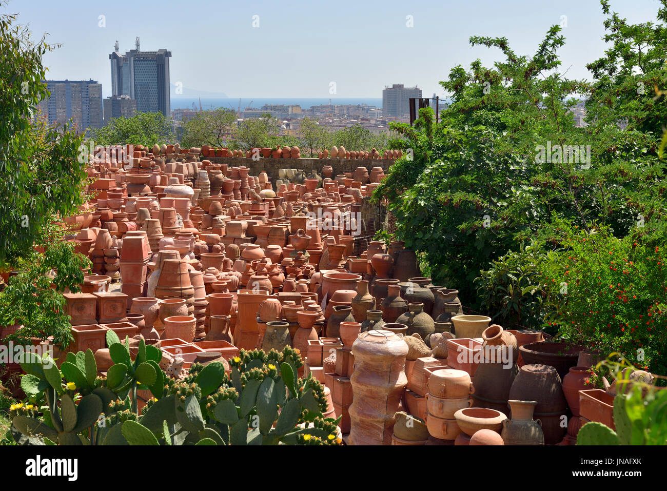 Terrakotta italien -Fotos und -Bildmaterial in hoher Auflösung – Alamy