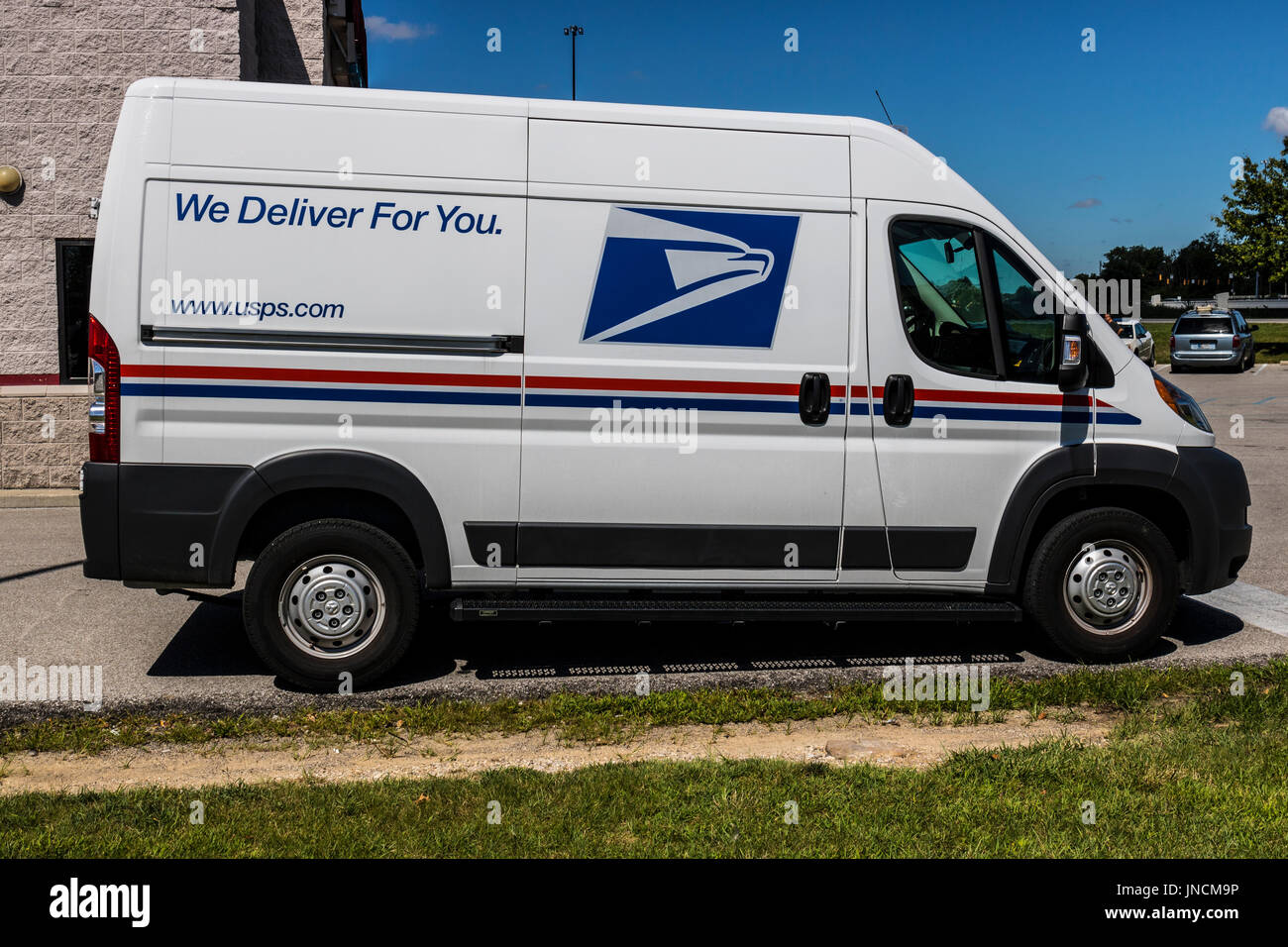 Usps mail lieferwagen -Fotos und -Bildmaterial in hoher Auflösung – Alamy