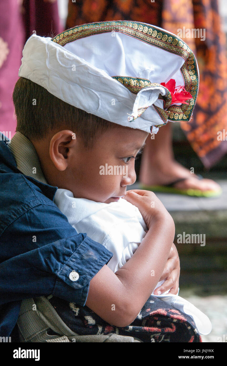 Girl child poor bali poverty -Fotos und -Bildmaterial in hoher ...