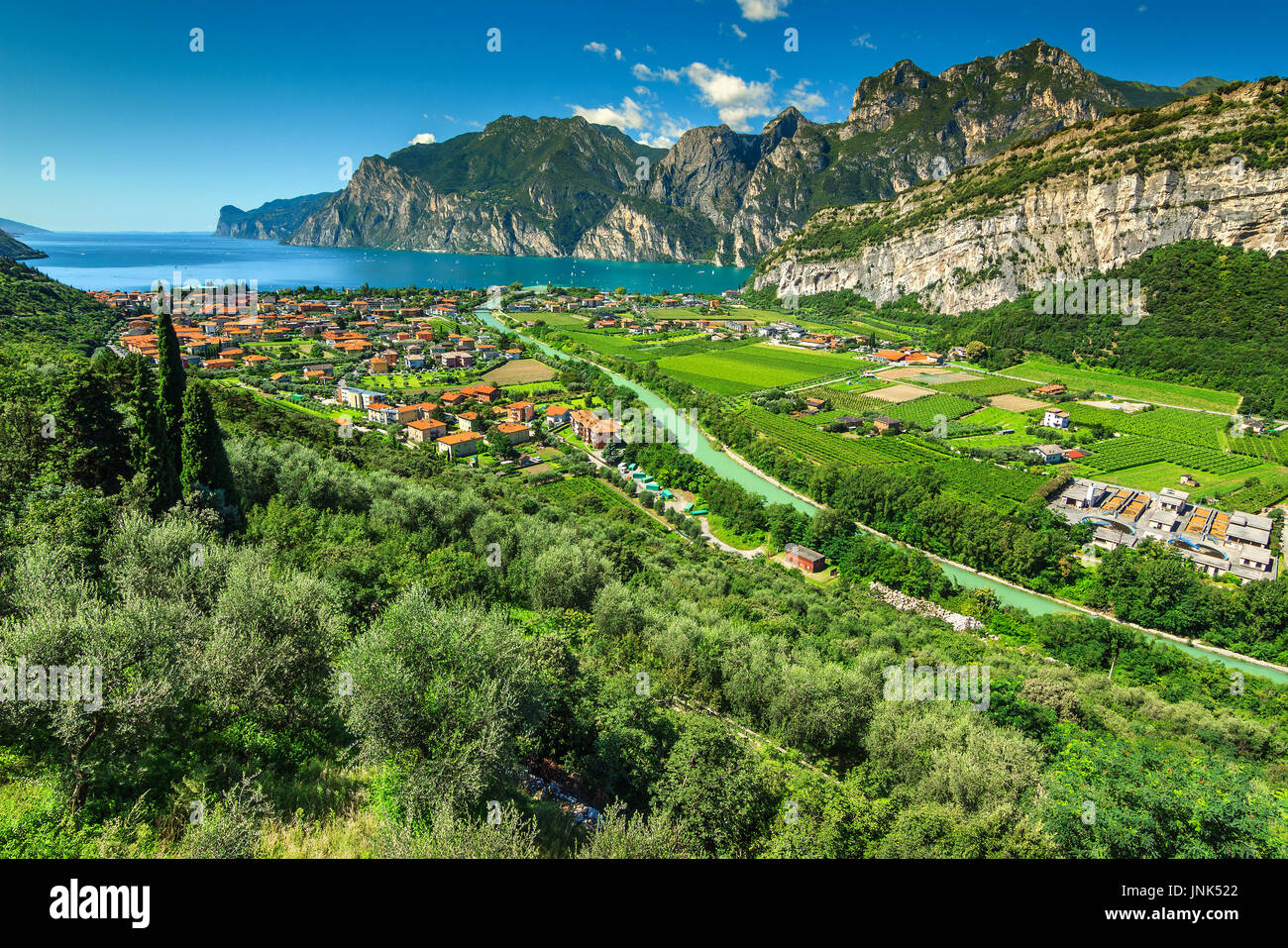 Sarca river -Fotos und -Bildmaterial in hoher Auflösung – Alamy
