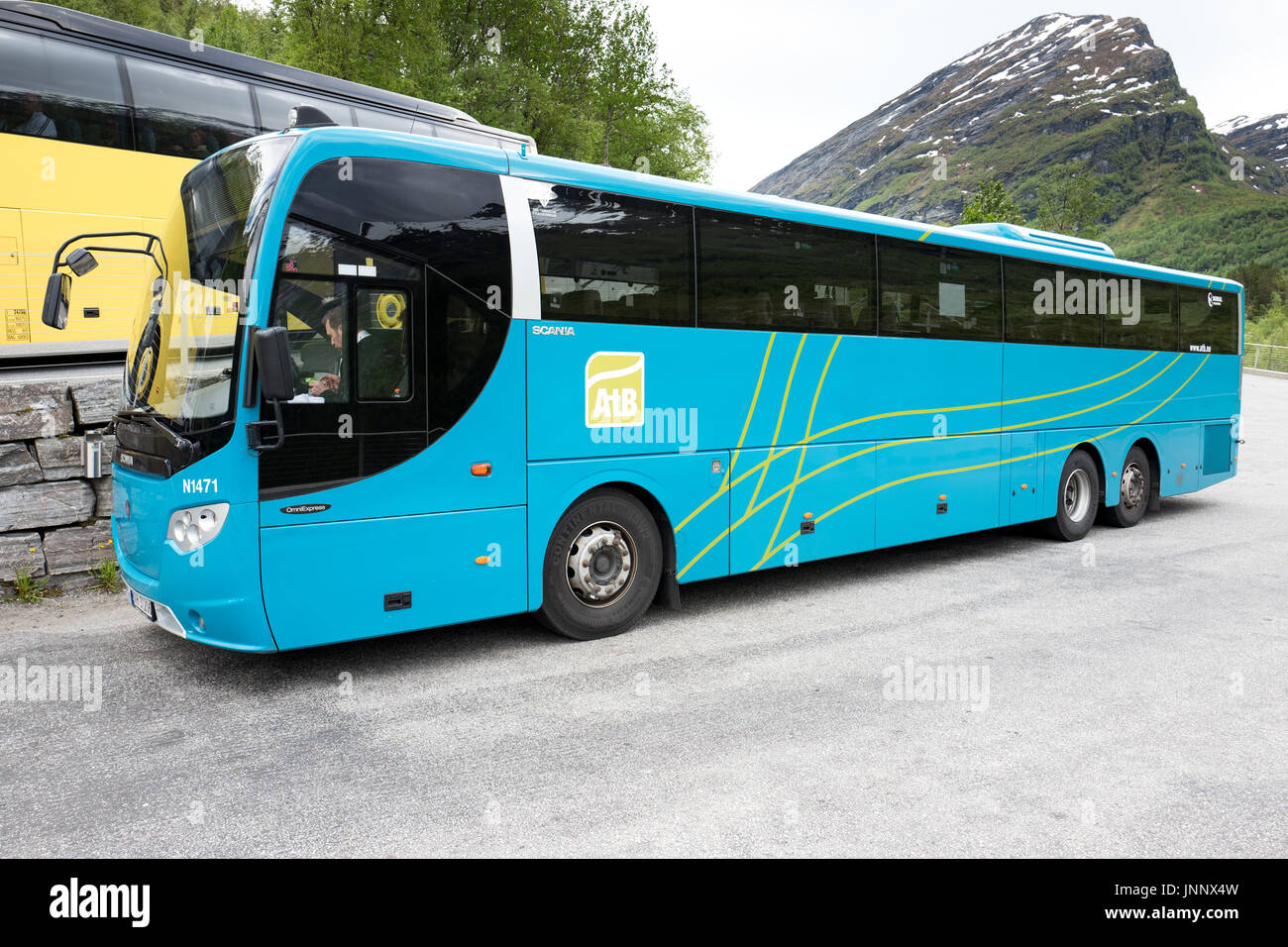 Scania Bus Stockfotos und -bilder Kaufen - Alamy