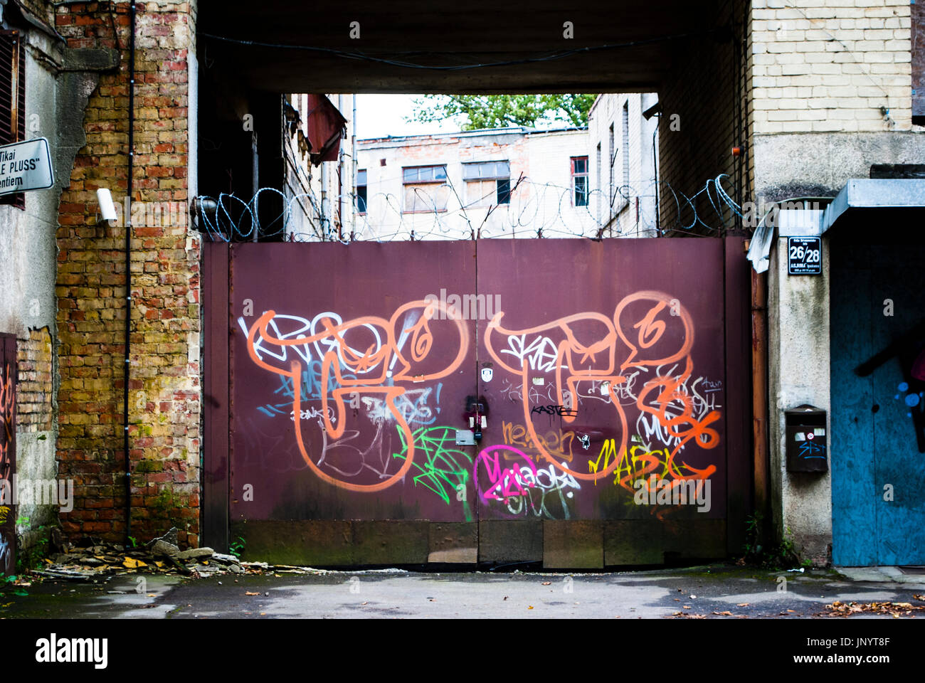 Latvia graffiti -Fotos und -Bildmaterial in hoher Auflösung – Alamy