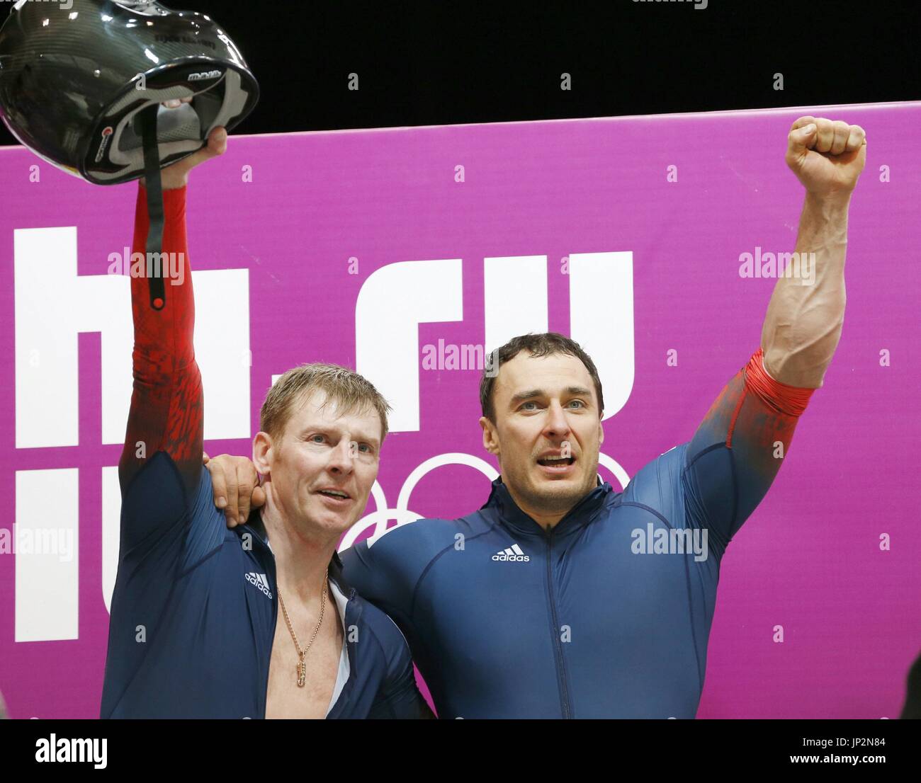 Sotschi, Russland - Alexander Subkow (L) und Alexey Voevoda von ...