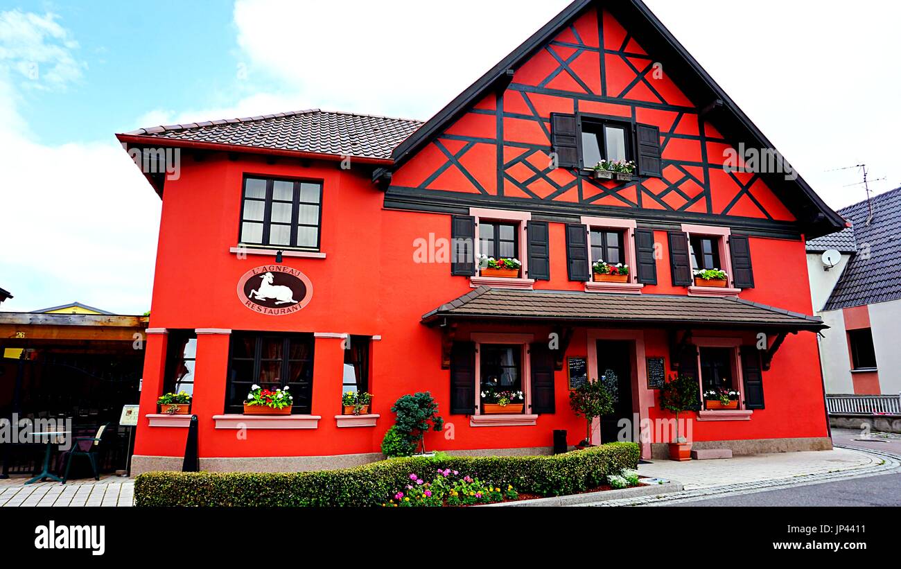 A l'Agneau Restaurant in Beinheim Gemeinde, Frankreich Stockfotografie ...