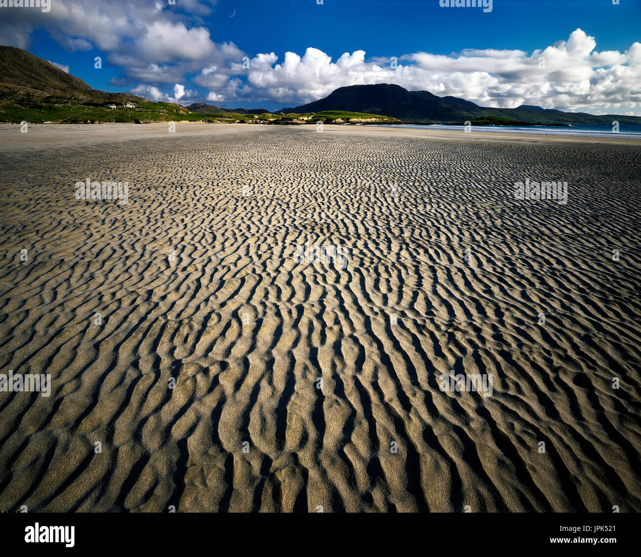 Verlassener irischer strand -Fotos und -Bildmaterial in hoher Auflösung ...