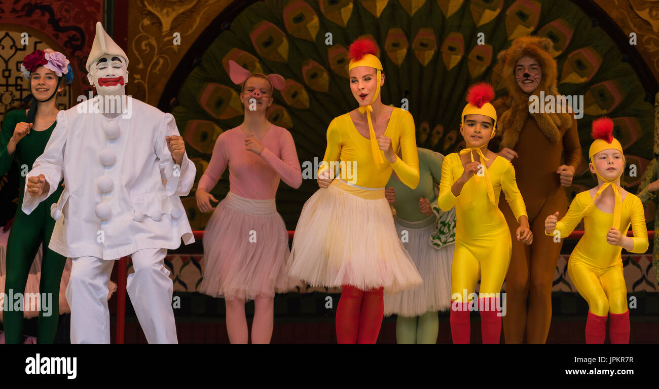 Tivoli pantomime -Fotos und -Bildmaterial in hoher Auflösung – Alamy