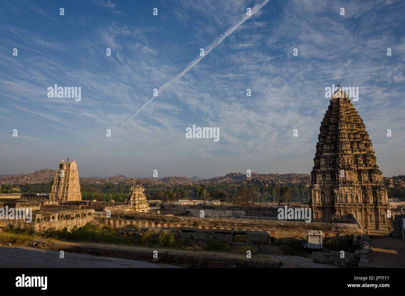 Virupaksha basar -Fotos und -Bildmaterial in hoher Auflösung – Alamy