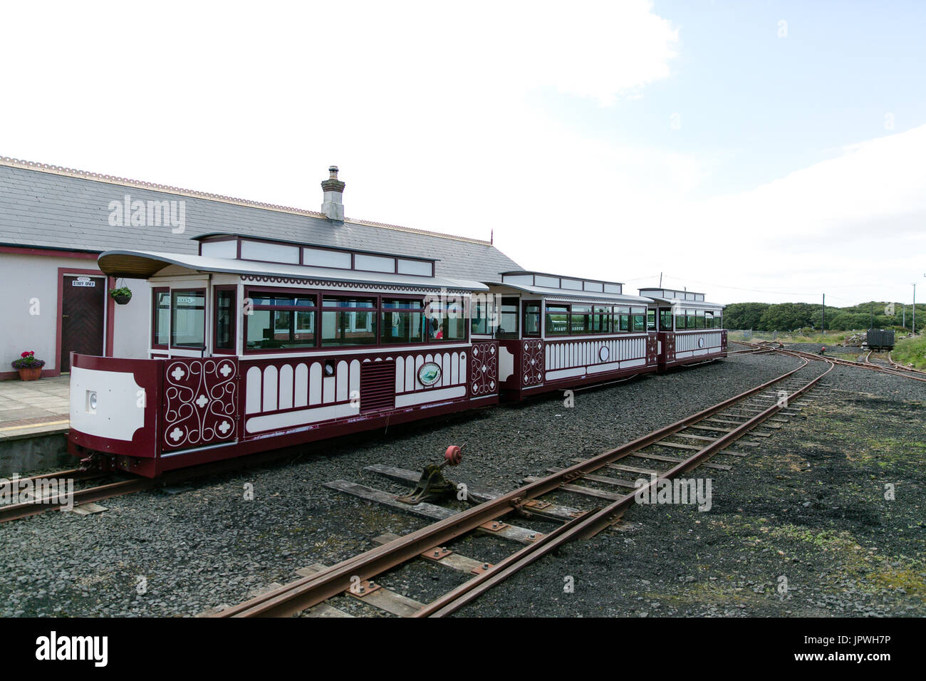 Bushmills railway zum giants causeway -Fotos und -Bildmaterial in hoher ...