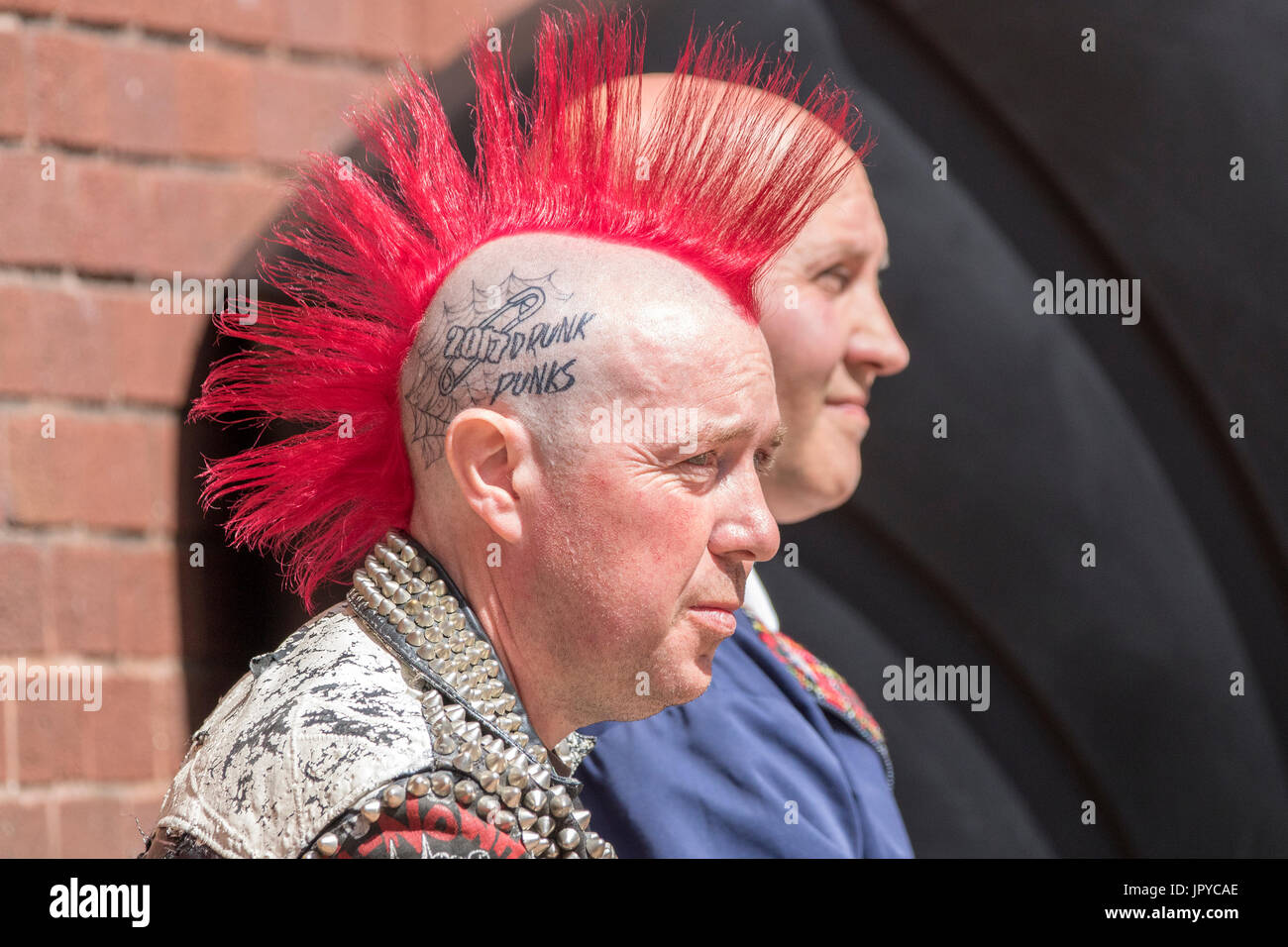 Blackpool punk mohawk -Fotos und -Bildmaterial in hoher Auflösung – Alamy