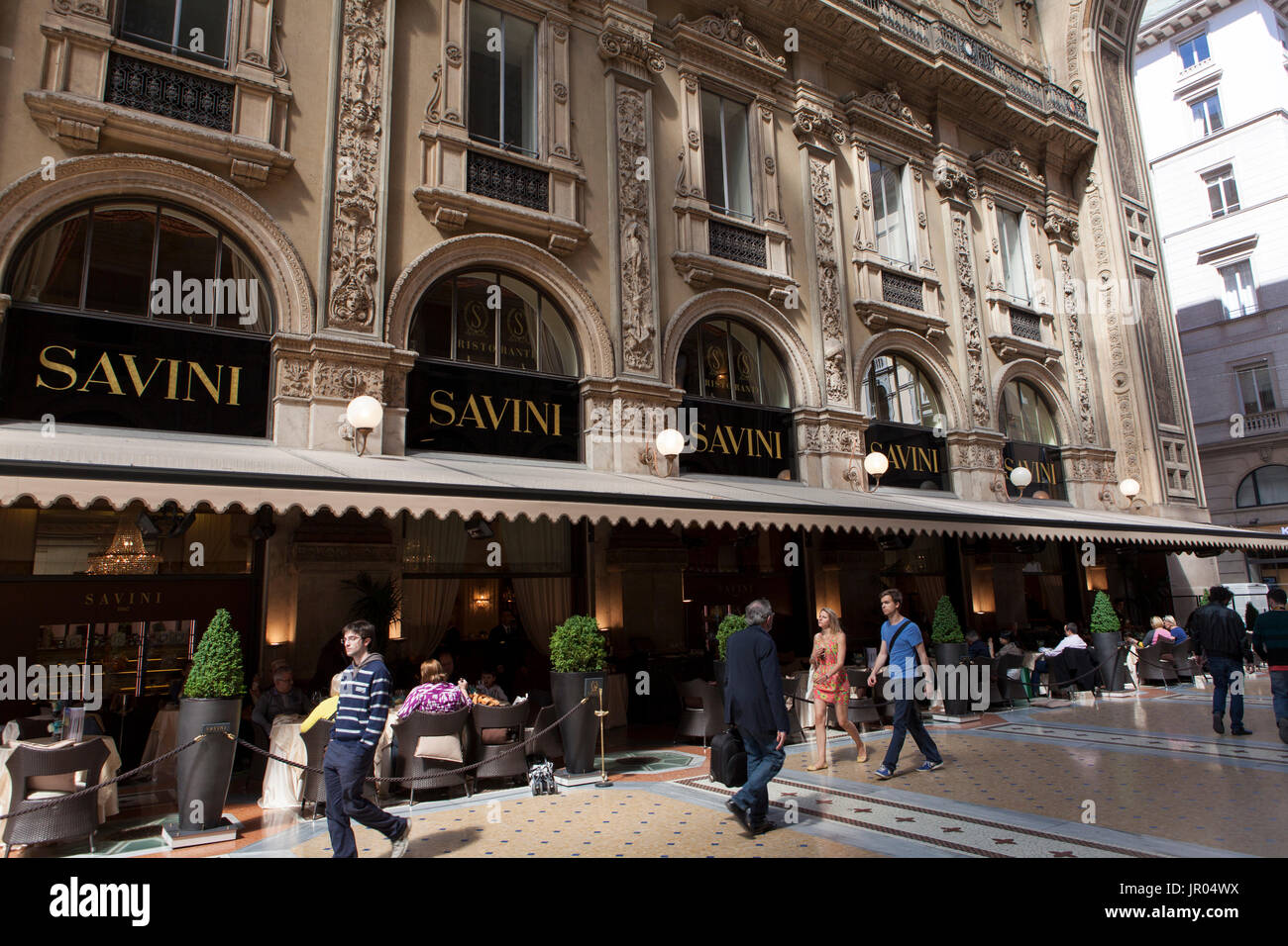 Savini restaurant -Fotos und -Bildmaterial in hoher Auflösung – Alamy