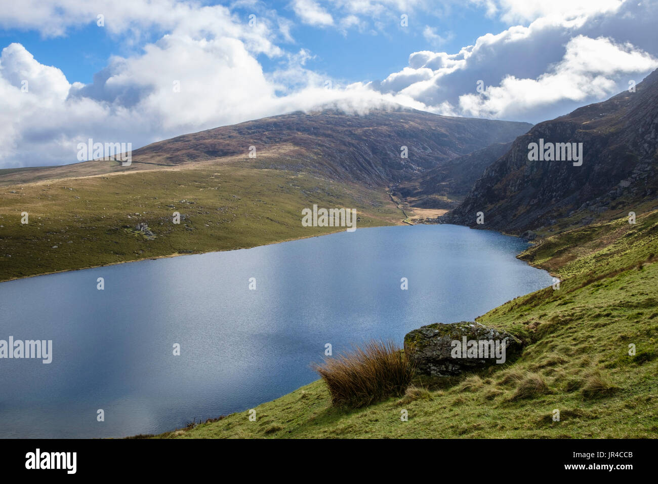 Llyn cwm dulyn reservoir -Fotos und -Bildmaterial in hoher Auflösung ...