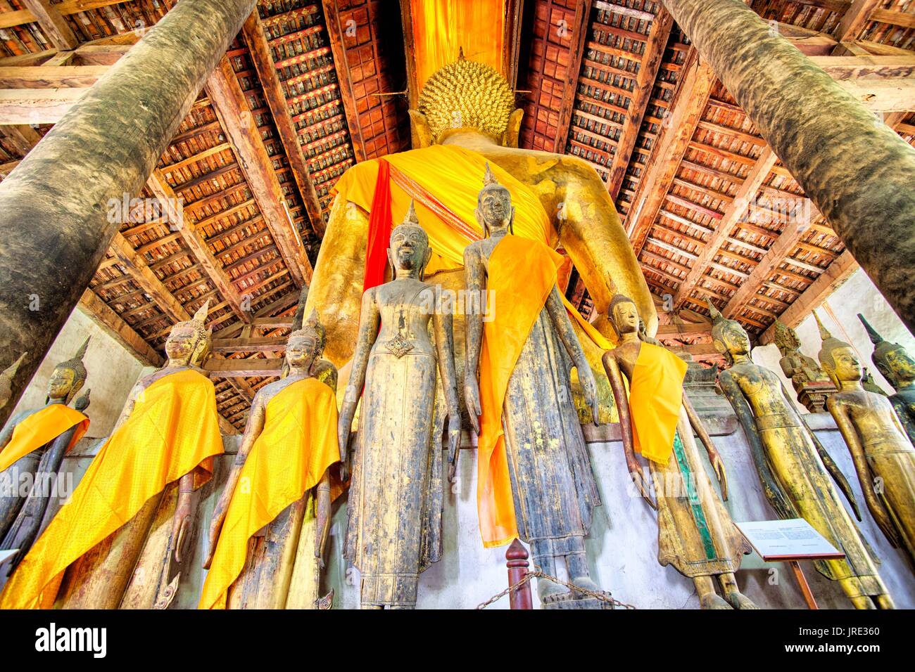 Buddha statuen innen -Fotos und -Bildmaterial in hoher Auflösung – Alamy