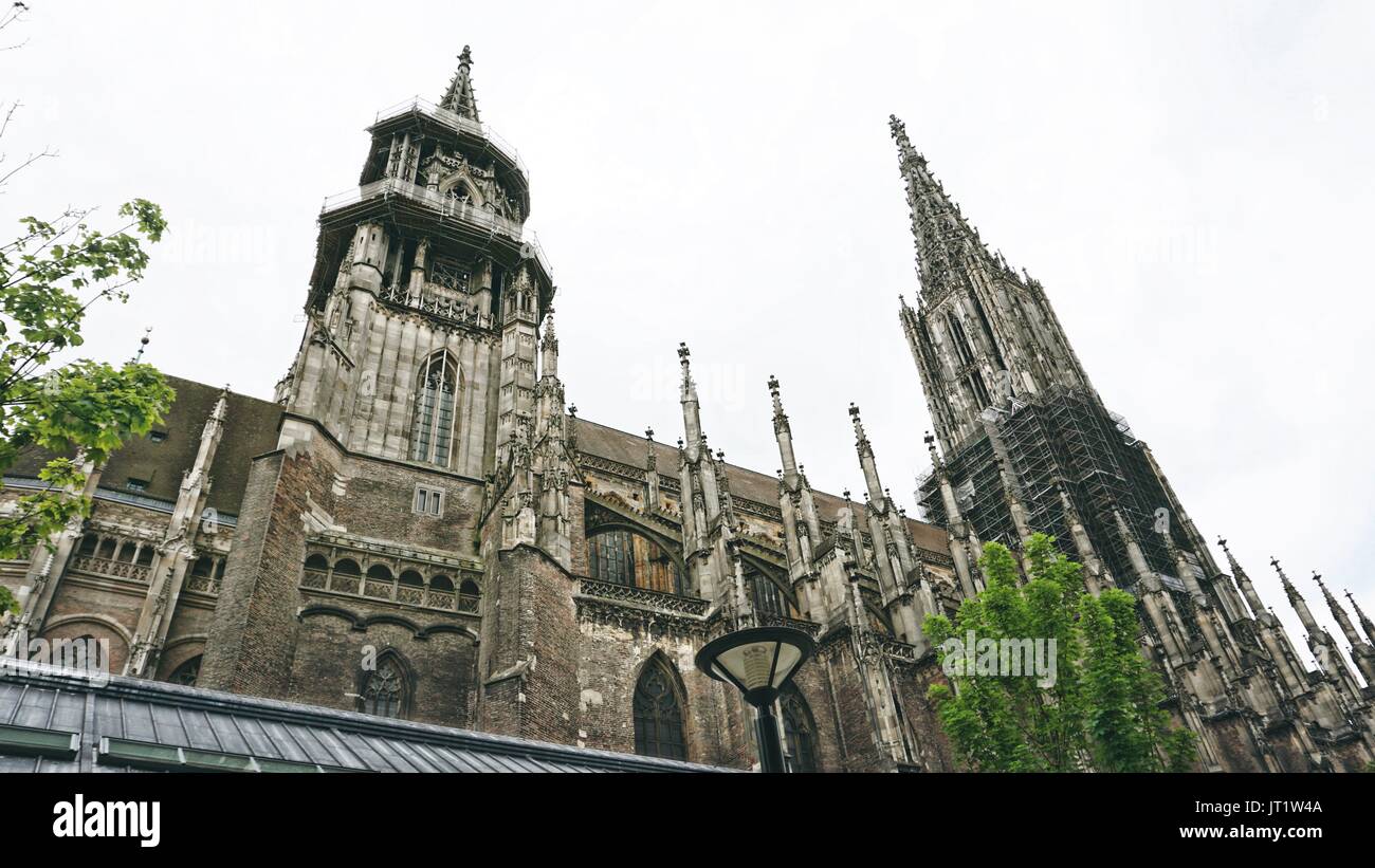 Ulm Minster Spire Stockfotos und -bilder Kaufen - Alamy