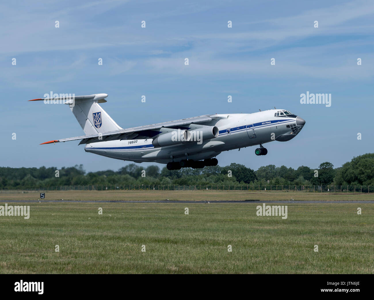 Ilyushin Il 76 Stockfotos und -bilder Kaufen - Alamy