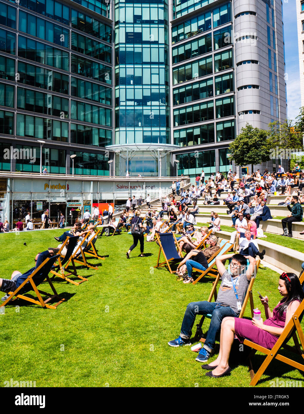 Sheldon Square Amphitheater Stockfotos und -bilder Kaufen - Alamy