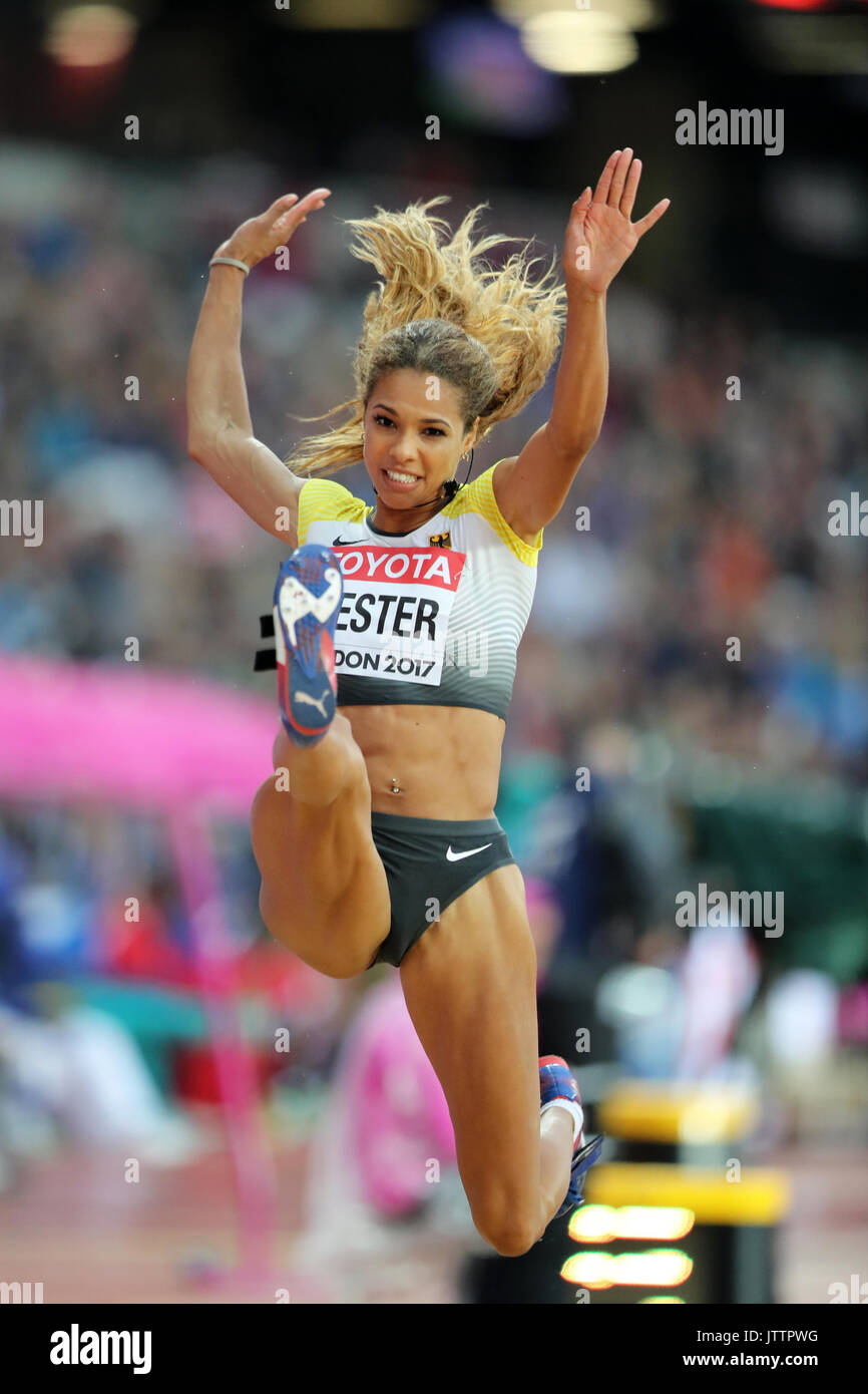 Long jump womens -Fotos und -Bildmaterial in hoher Auflösung – Alamy