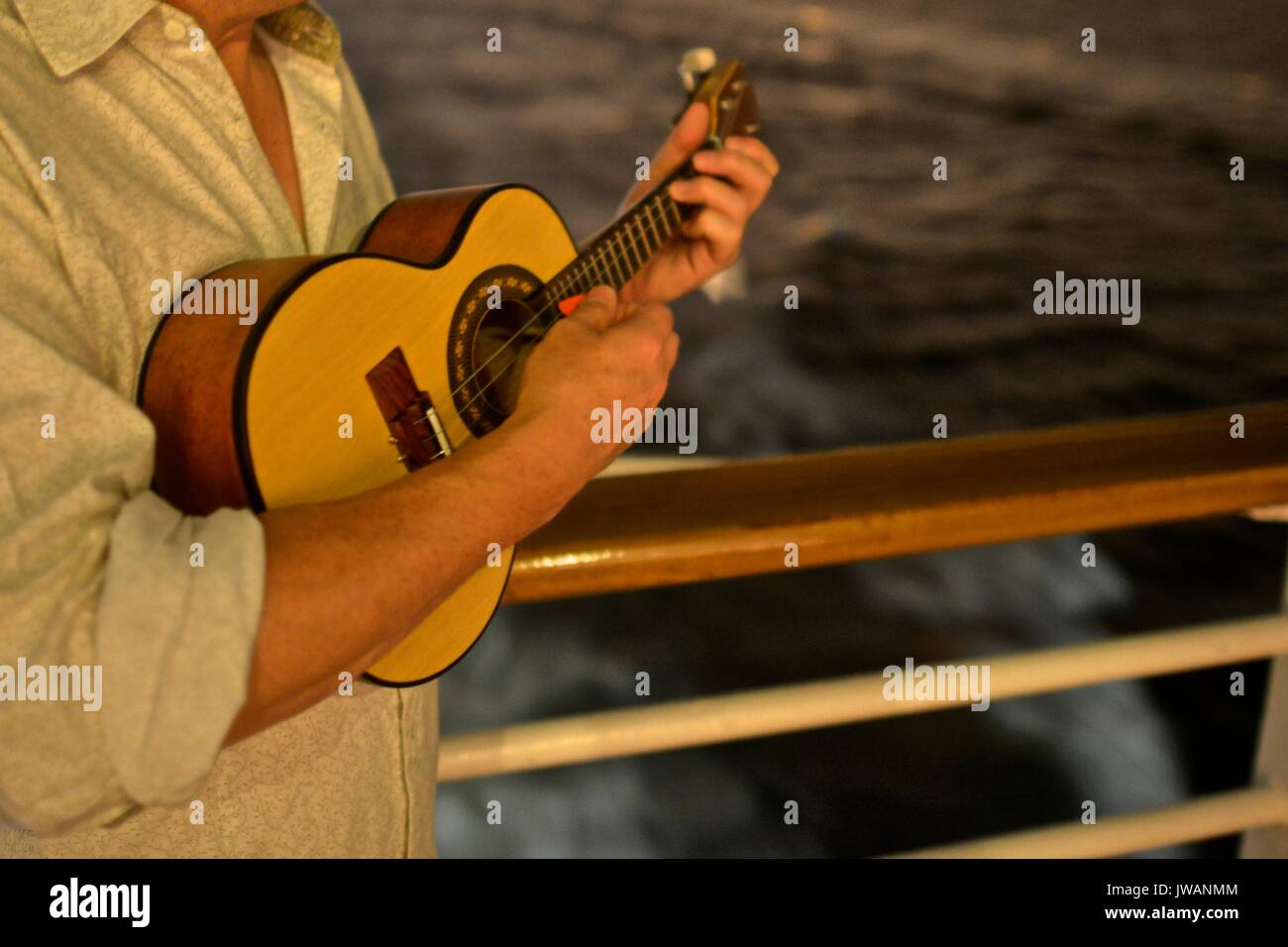 Brasilianische instrumente -Fotos und -Bildmaterial in hoher Auflösung ...