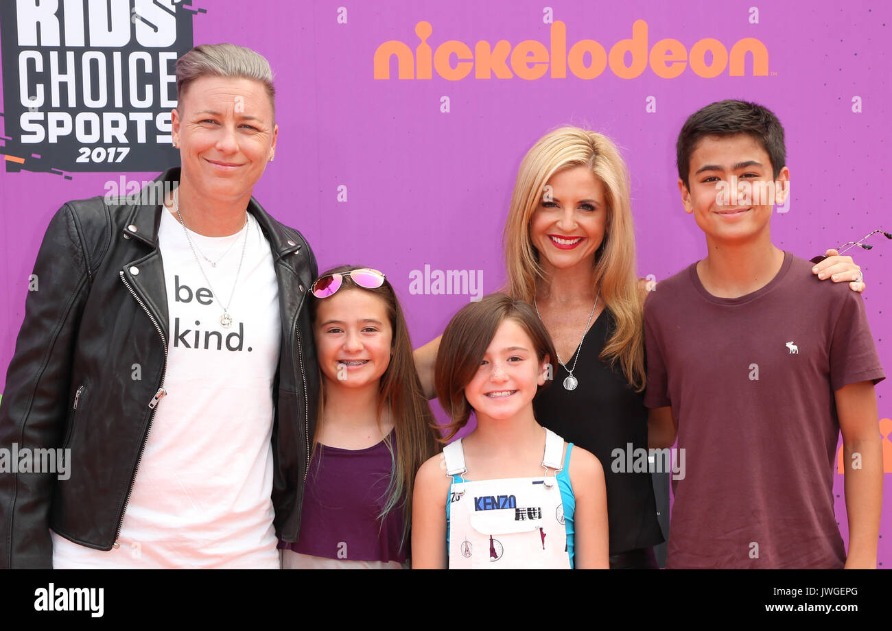 Glennon doyle melton -Fotos und -Bildmaterial in hoher Auflösung – Alamy