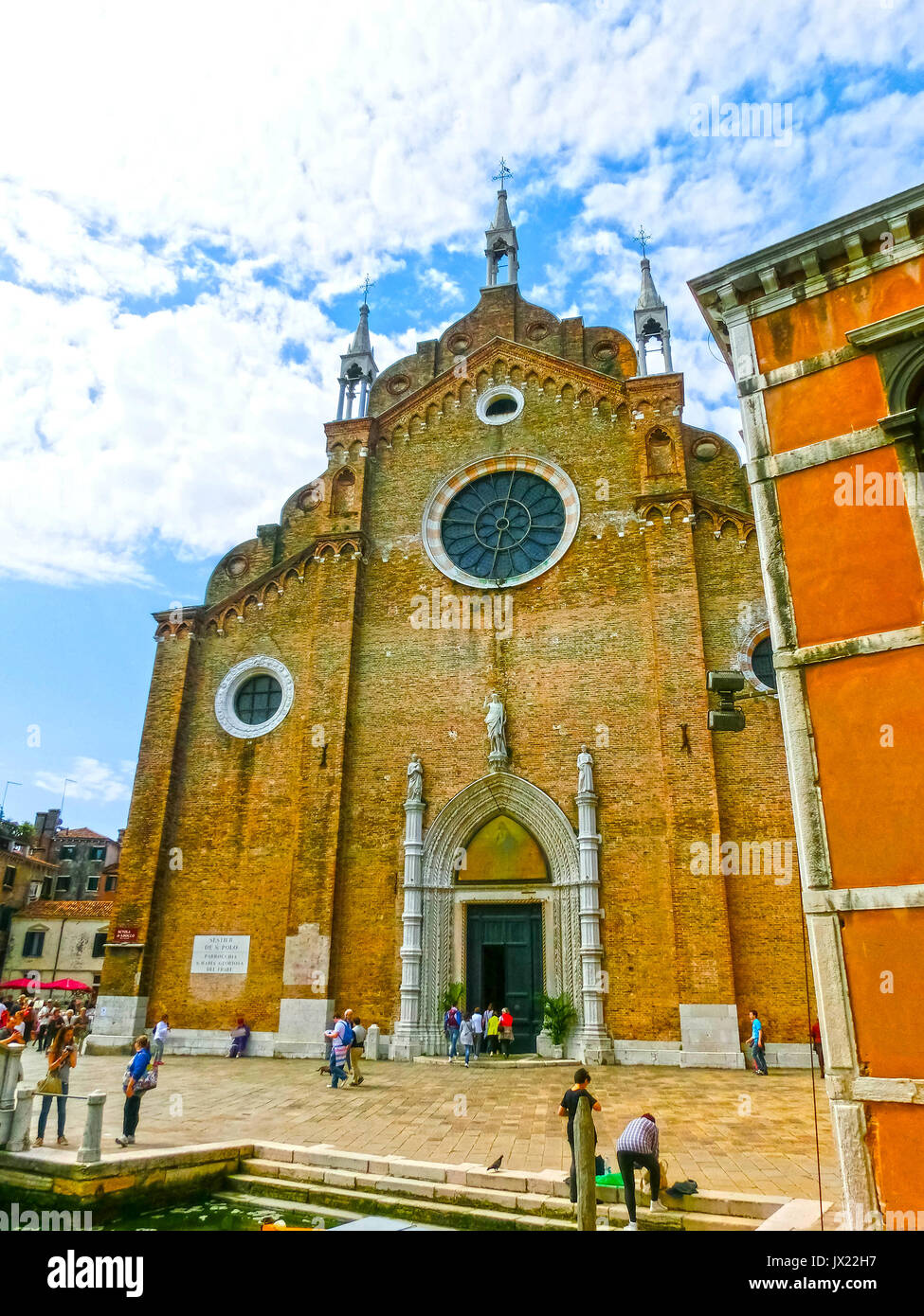 Basilika santa maria dei frari -Fotos und -Bildmaterial in hoher Auflösung – Alamy