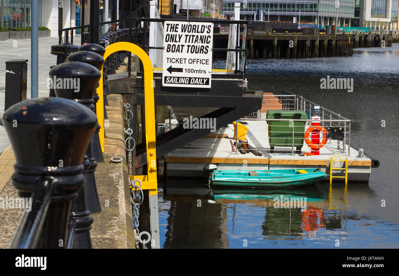 Die schwimmenden Ponton am Fluss Lagan in Belfast Donegall Kai aus dem ...