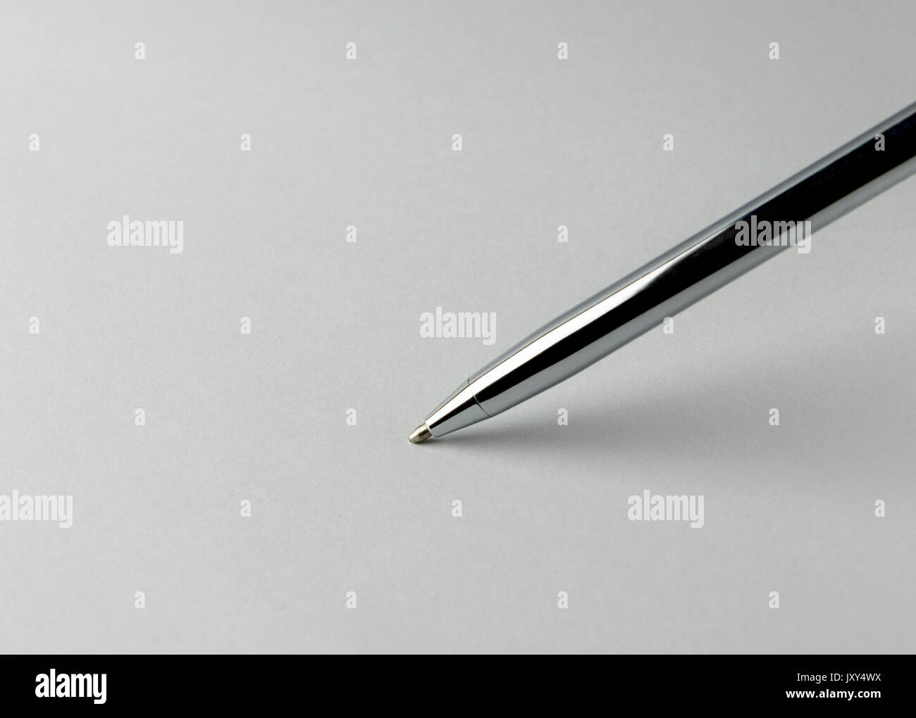 Papier zeichnen -Fotos und -Bildmaterial in hoher Auflösung – Alamy