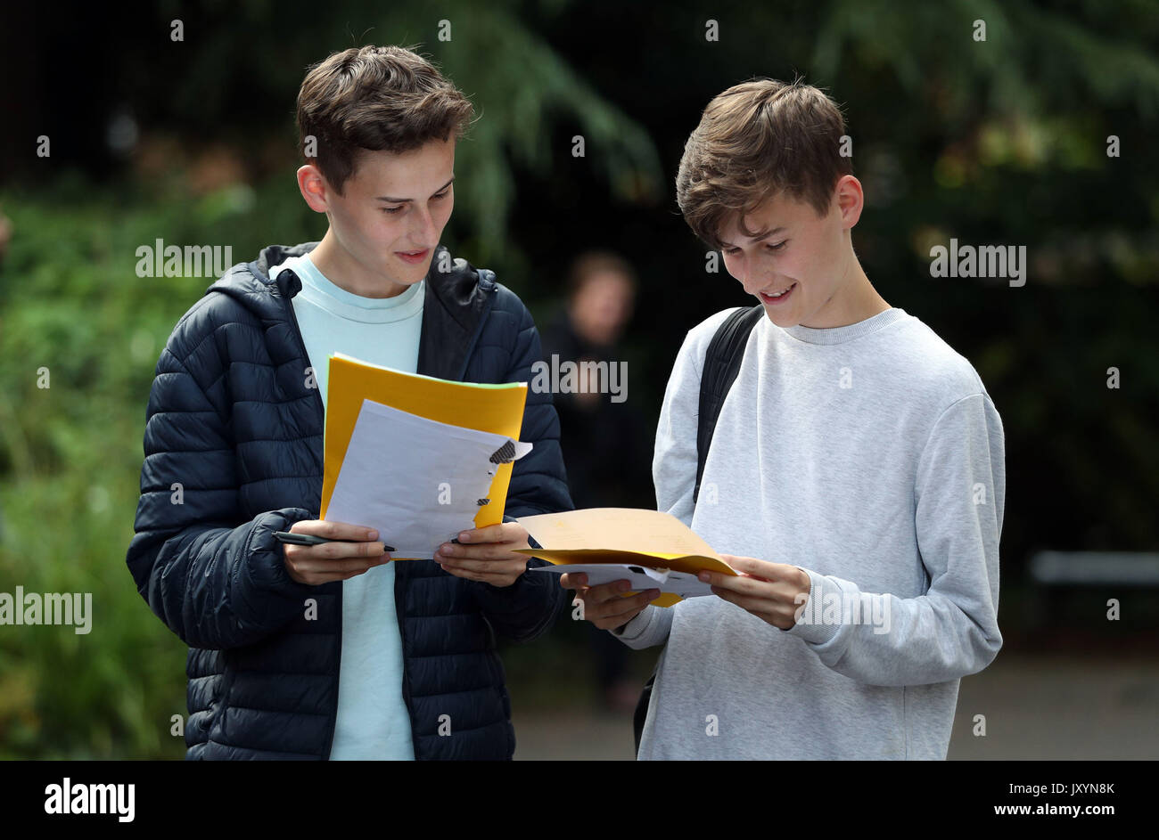 Level ergebnisse peter symonds college -Fotos und -Bildmaterial in ...