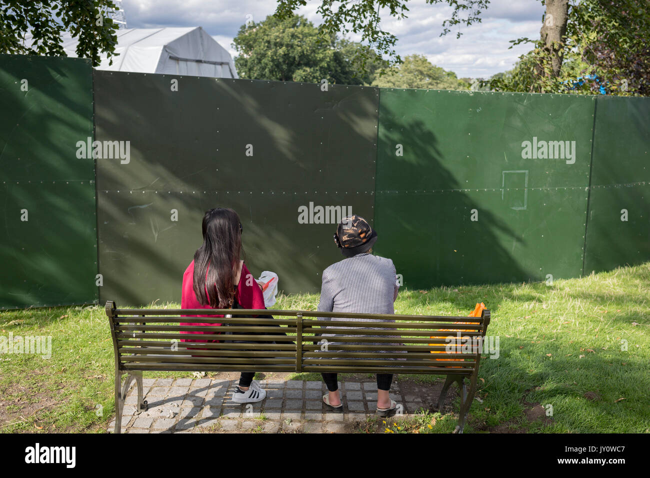 Sunfall brockwell park -Fotos und -Bildmaterial in hoher Auflösung – Alamy
