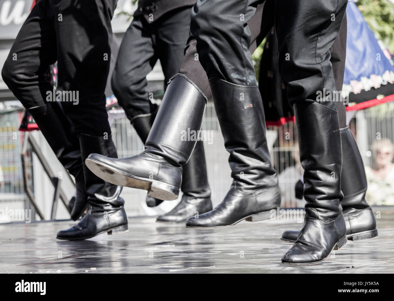 Tänzer aus Ungarn im Jahr 2017 Billingham Internationale Folklore ...