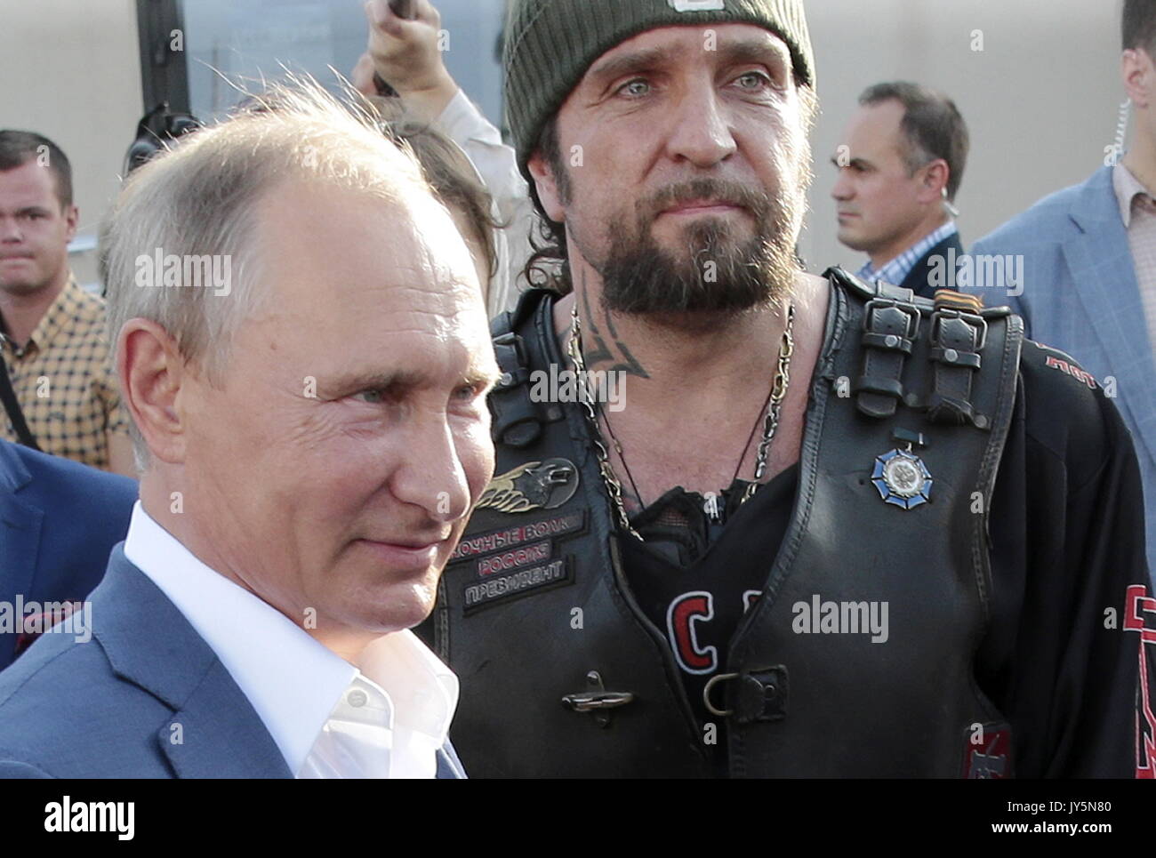 Night Wolves Putin Stockfotos und -bilder Kaufen - Alamy