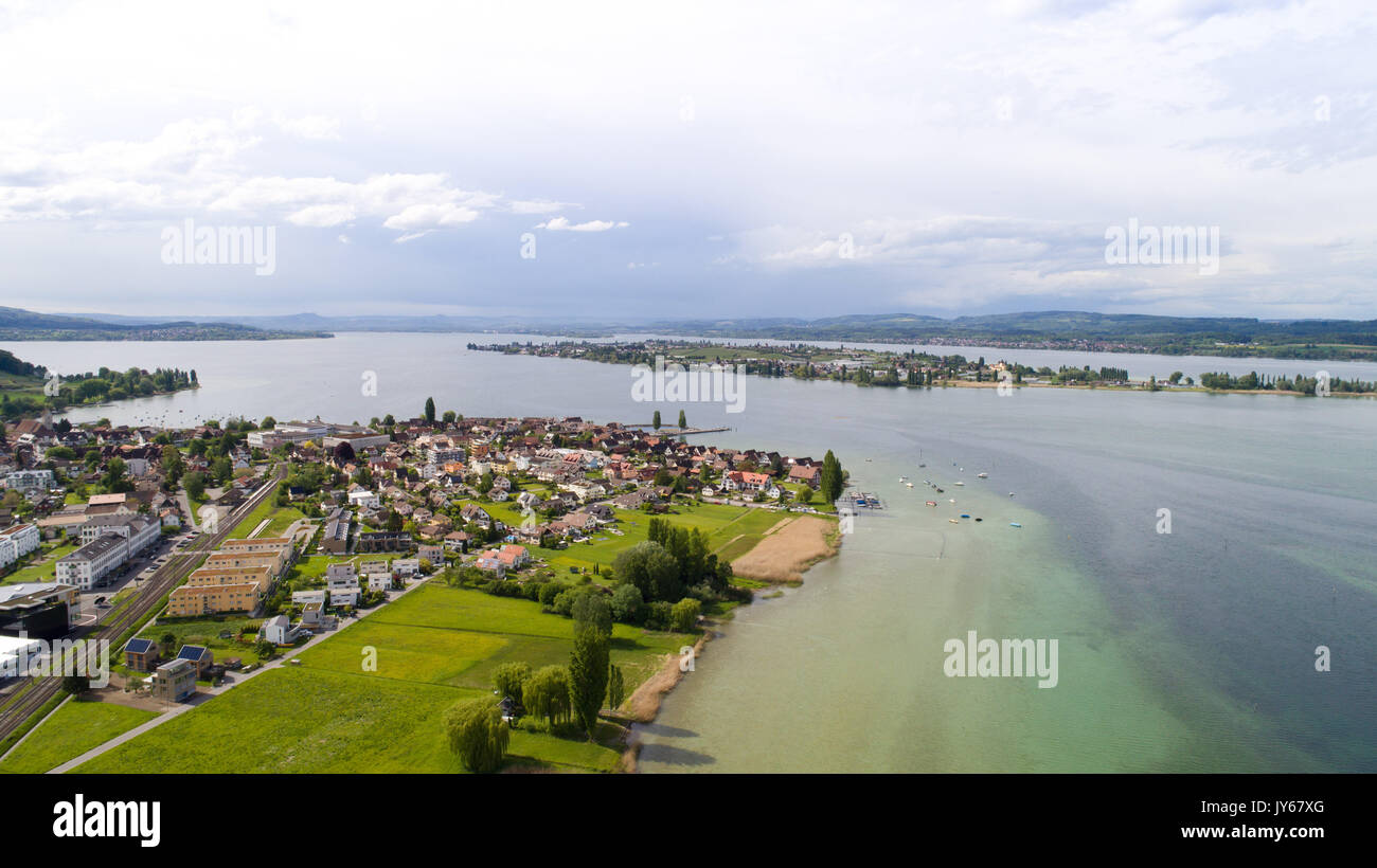 Luftaufnahme Gemeinde Ermatingen *** Local Caption *** Ermatingen ...