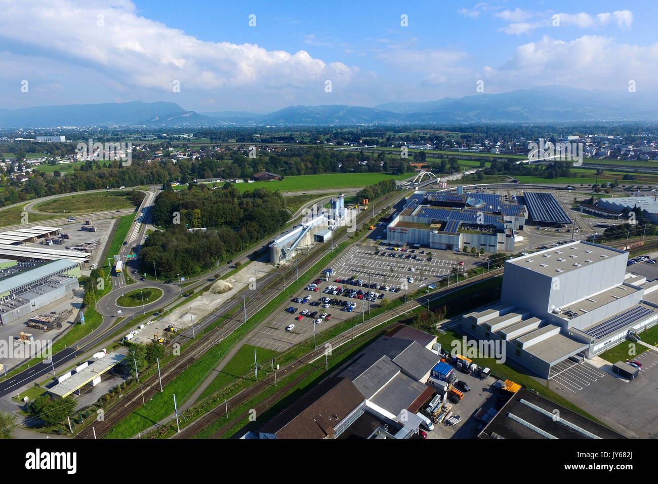 Luftaufnahme Einkaufszentrum Margrethen Rheinpark *** Local Caption ...