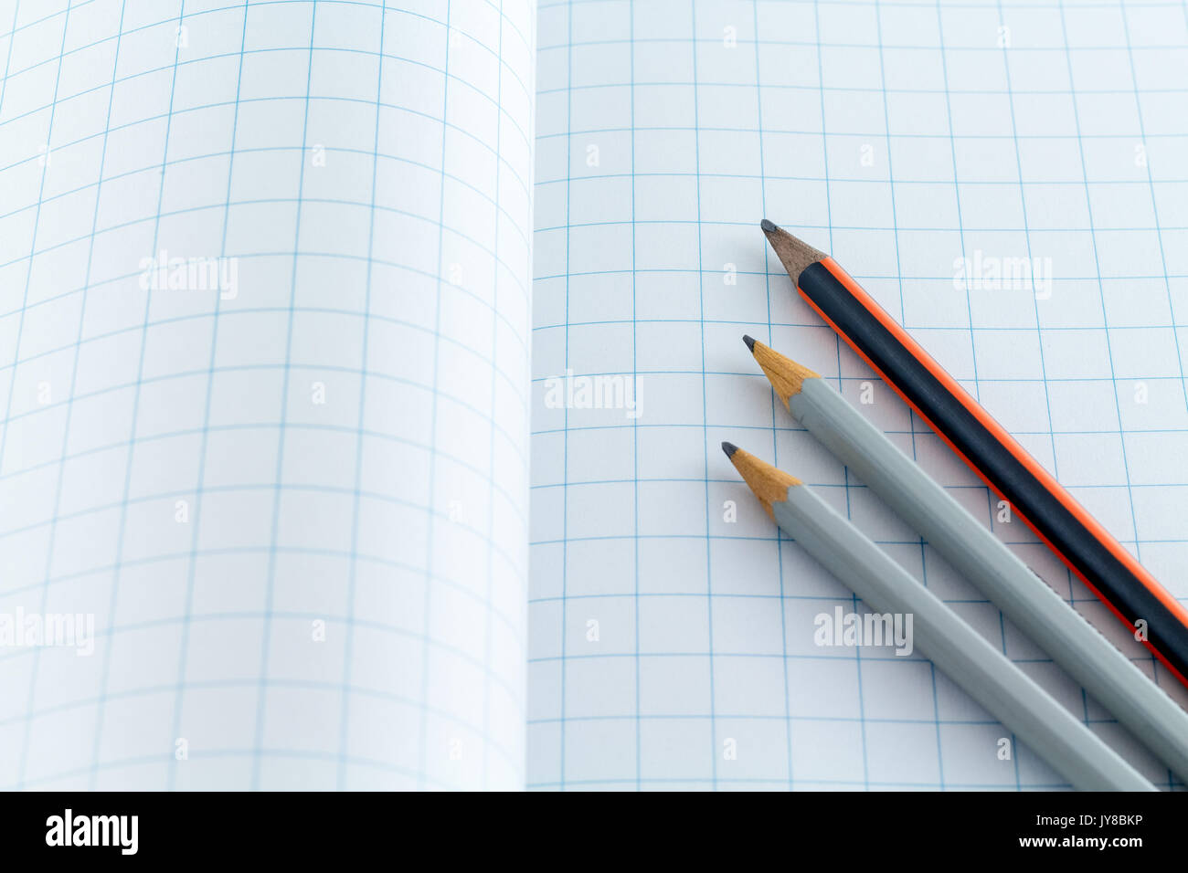 Karierte linien -Fotos und -Bildmaterial in hoher Auflösung – Alamy