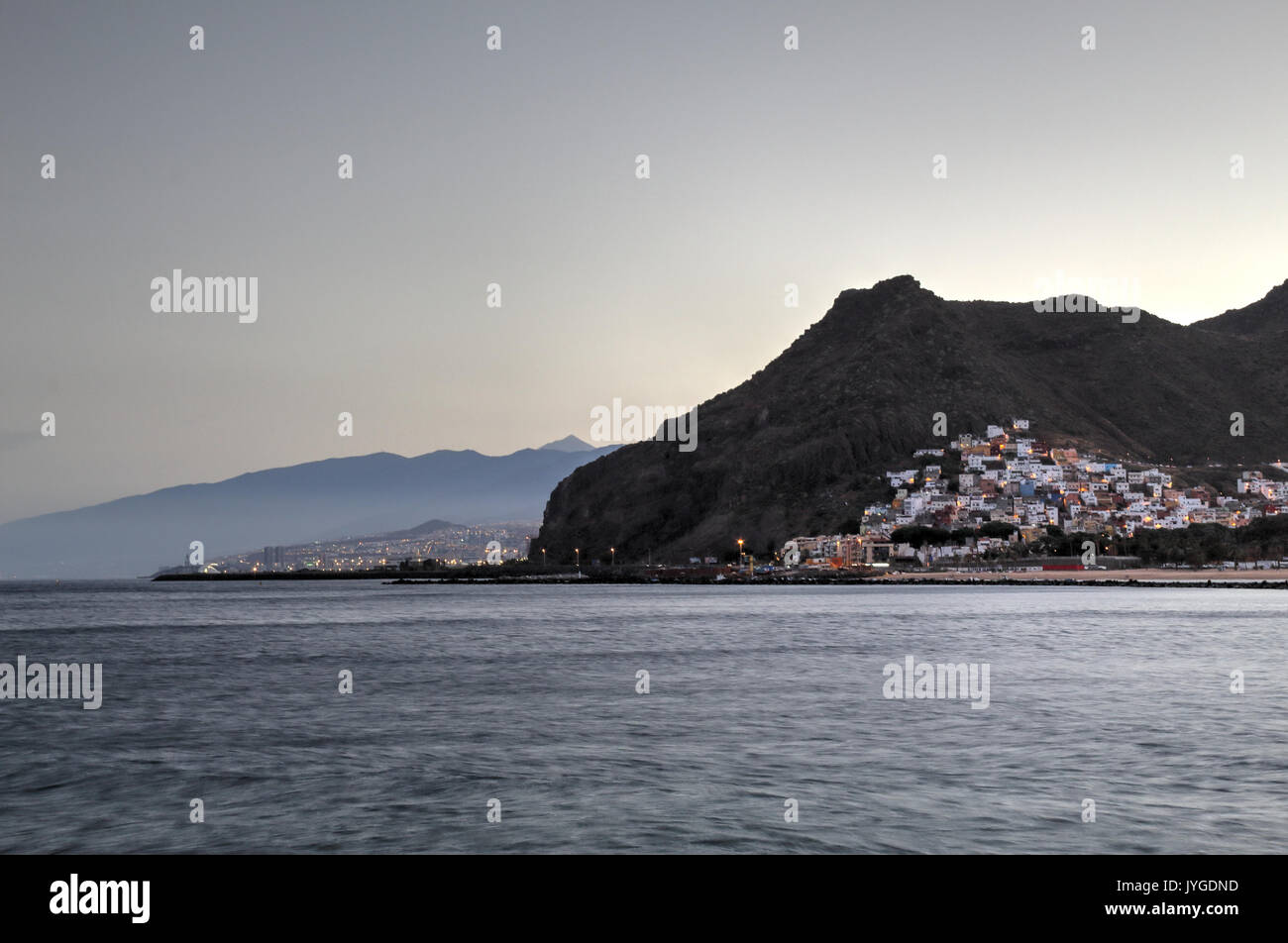 Teresitas strand -Fotos und -Bildmaterial in hoher Auflösung – Alamy