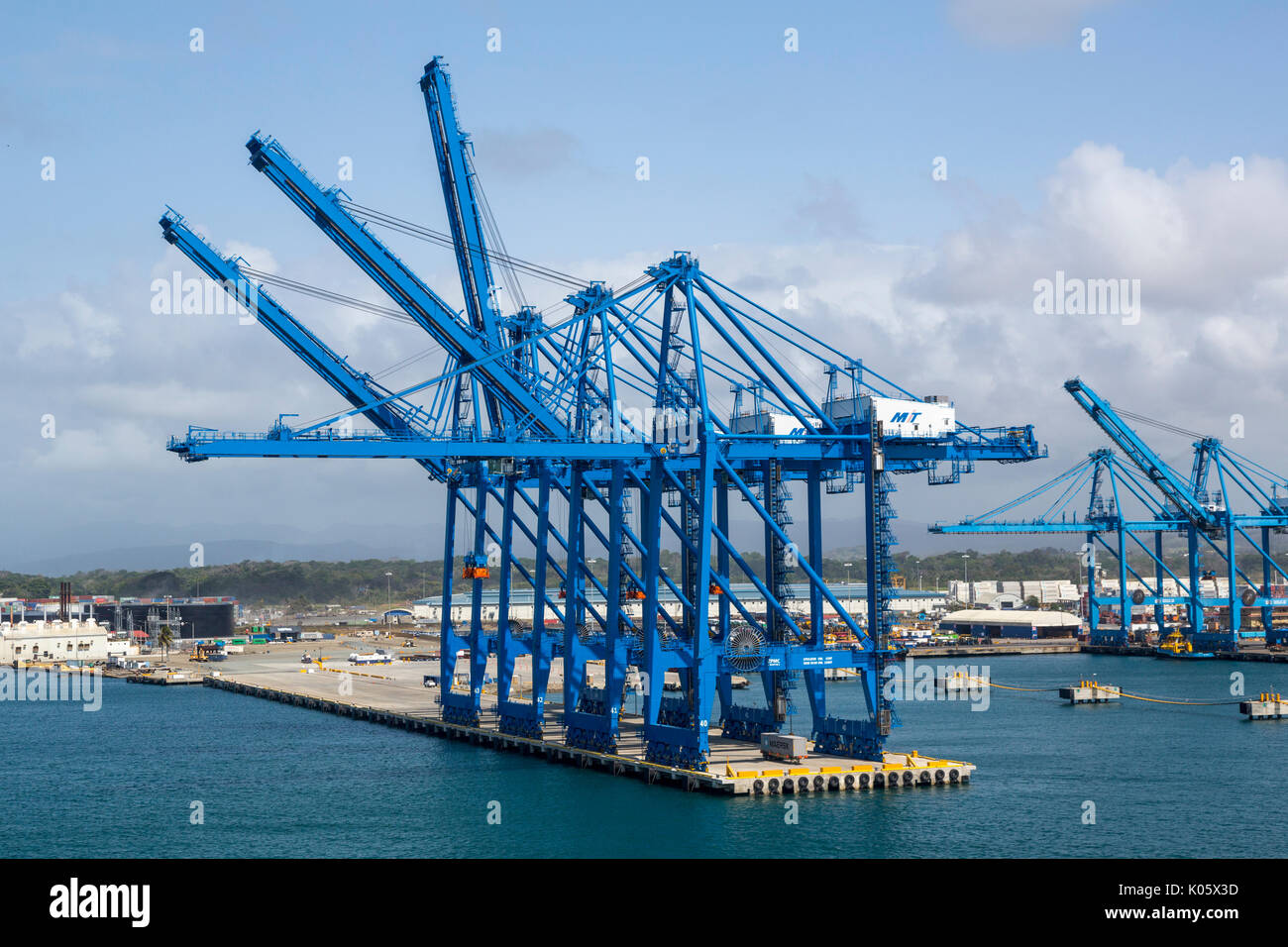 Port colon panama -Fotos und -Bildmaterial in hoher Auflösung – Alamy