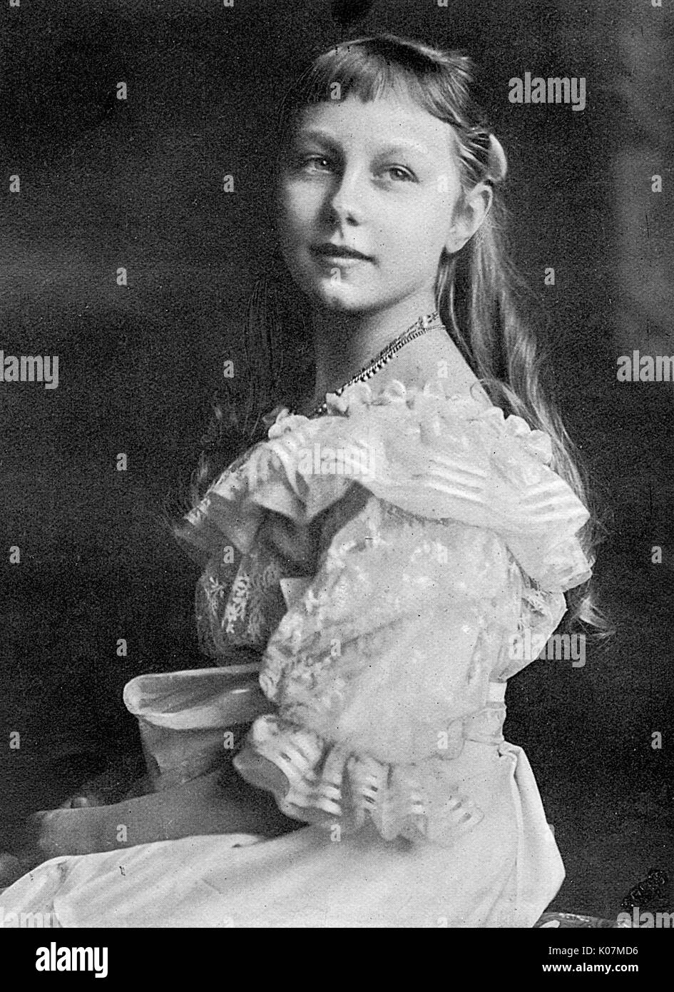Prinzessin Victoria Louise Von Preußen Fotos Und Bildmaterial In