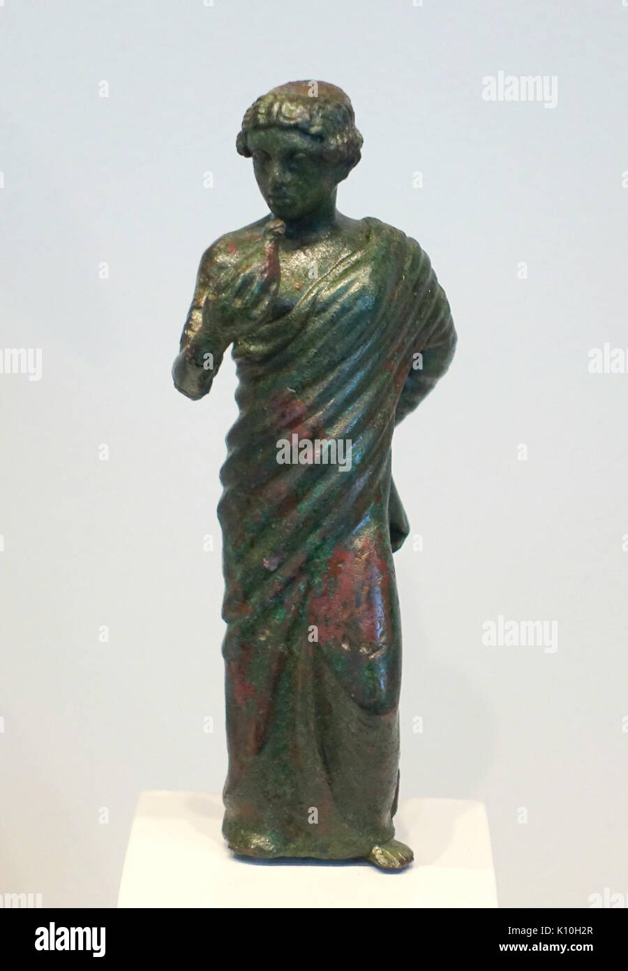 Aphrodite Holding eine Taube, Griechisch, C. 460 450 v. Chr., bronze ...