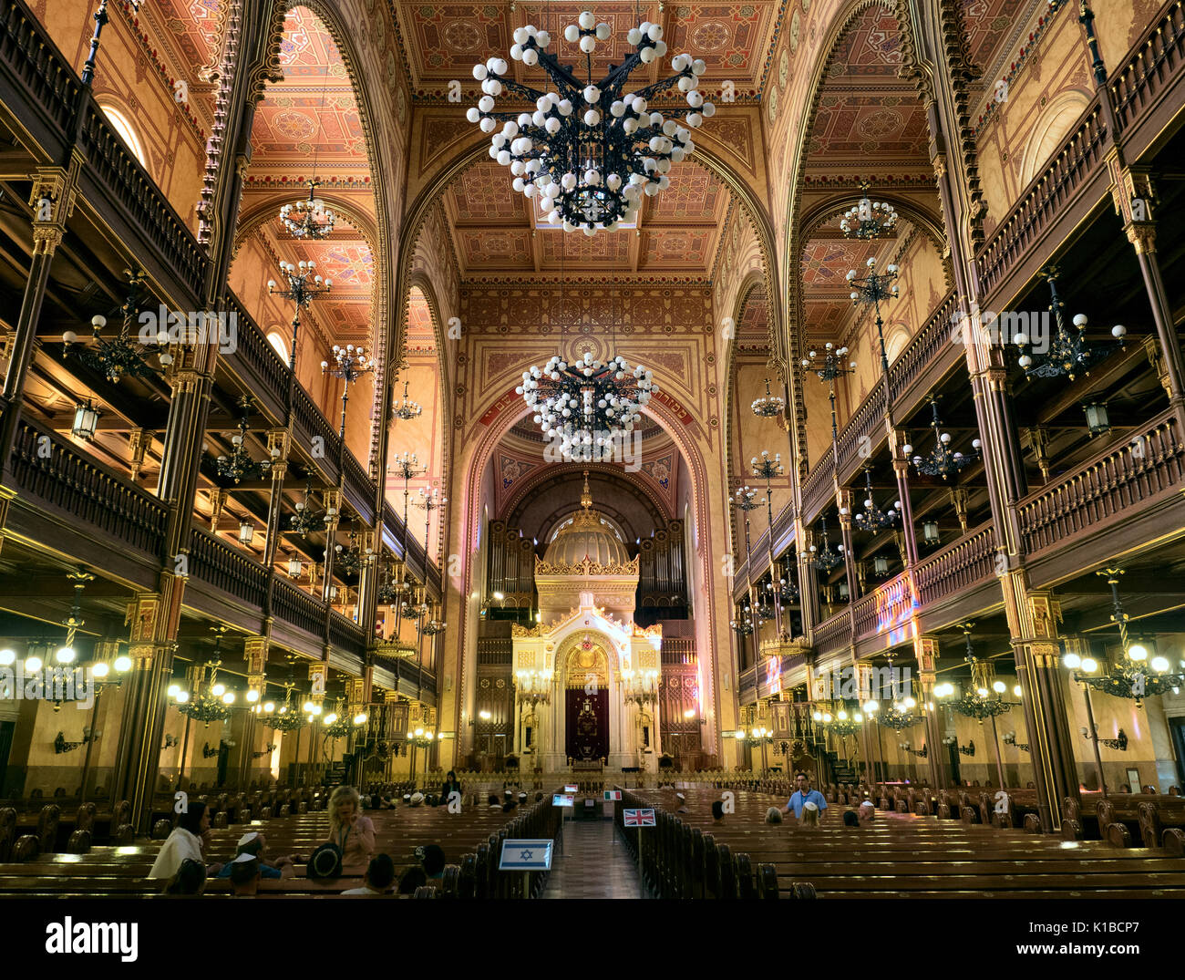 Budapest, Ungarn - 11. Juni 2017: Große Synagoge, die auch als die ...