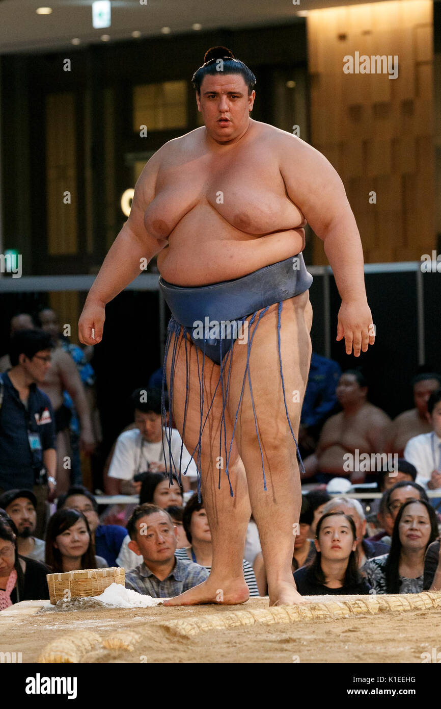 Tokio, Japan. 27 August, 2017. Sumo-ringer Aoiyama Kosuke beteiligt ...