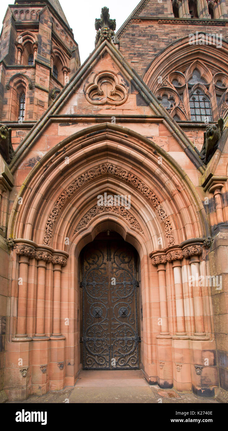 Riesiger torbogen -Fotos und -Bildmaterial in hoher Auflösung – Alamy