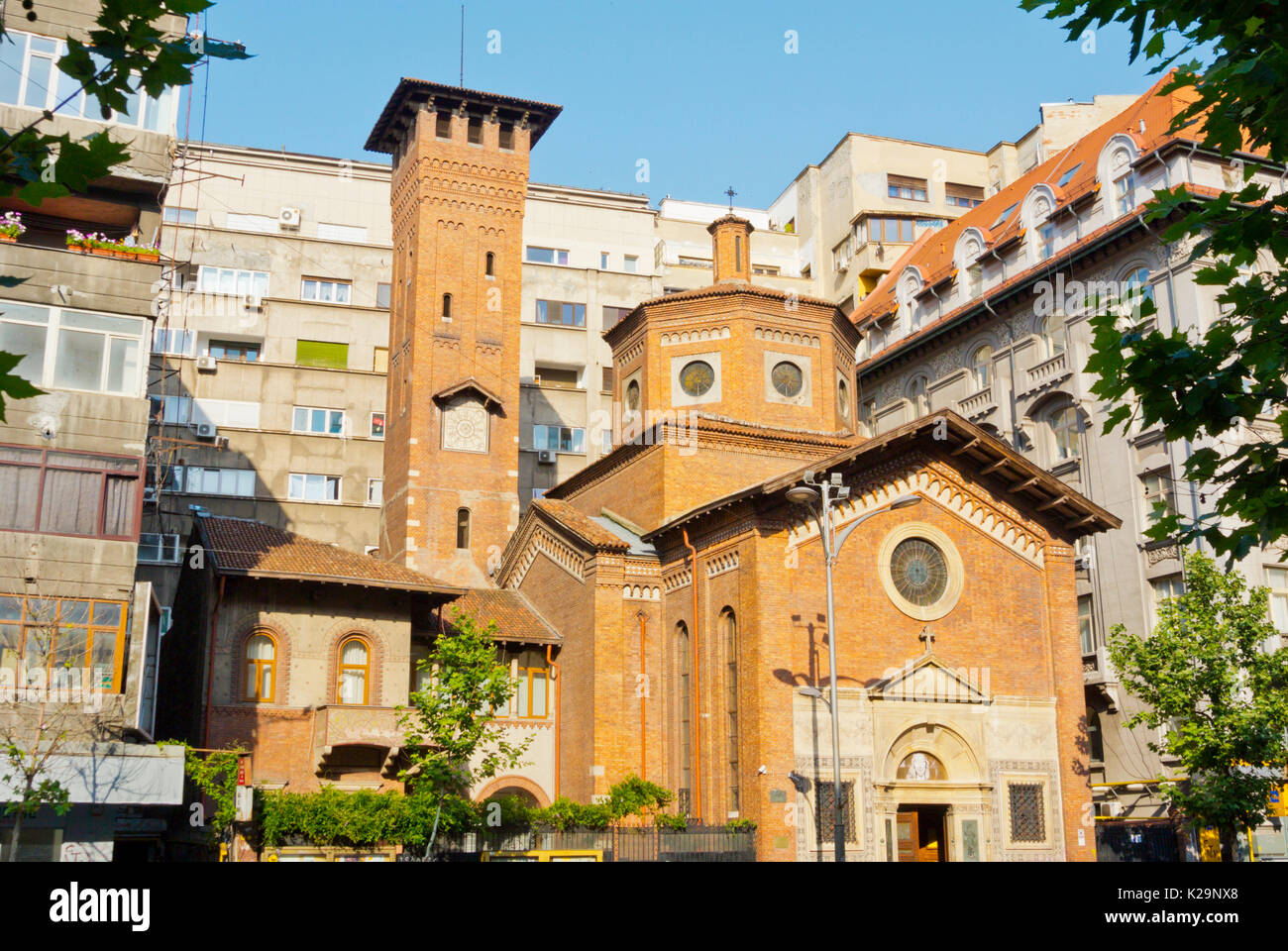 Biserica italiana -Fotos und -Bildmaterial in hoher Auflösung – Alamy