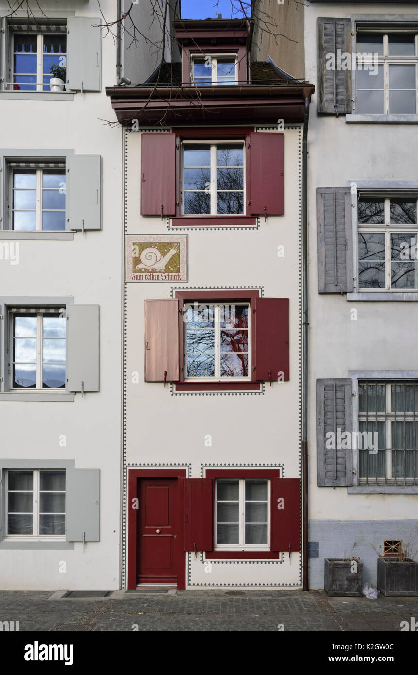 Mittelalterliche architektur basel -Fotos und -Bildmaterial in hoher ...