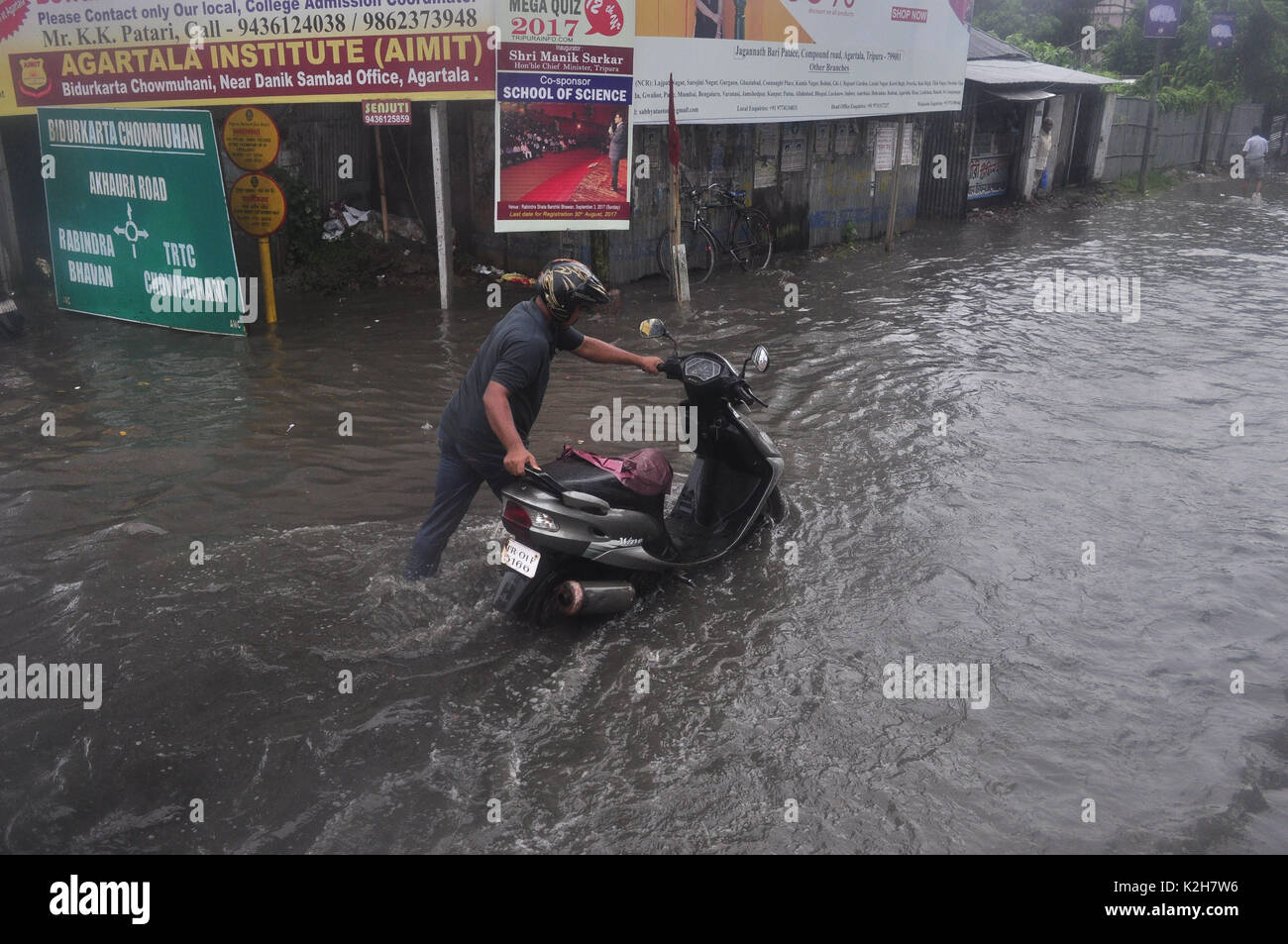 Regen in agartala -Fotos und -Bildmaterial in hoher Auflösung – Alamy